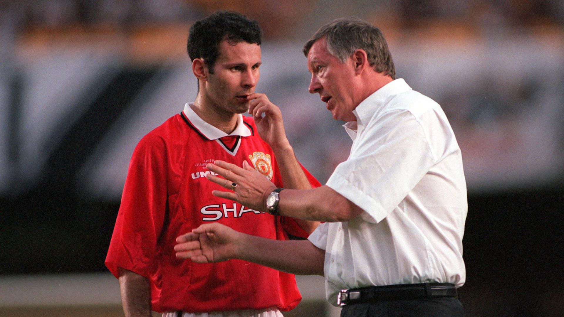 Who's in Sir Alex's Manchester United XI? | Manchester United