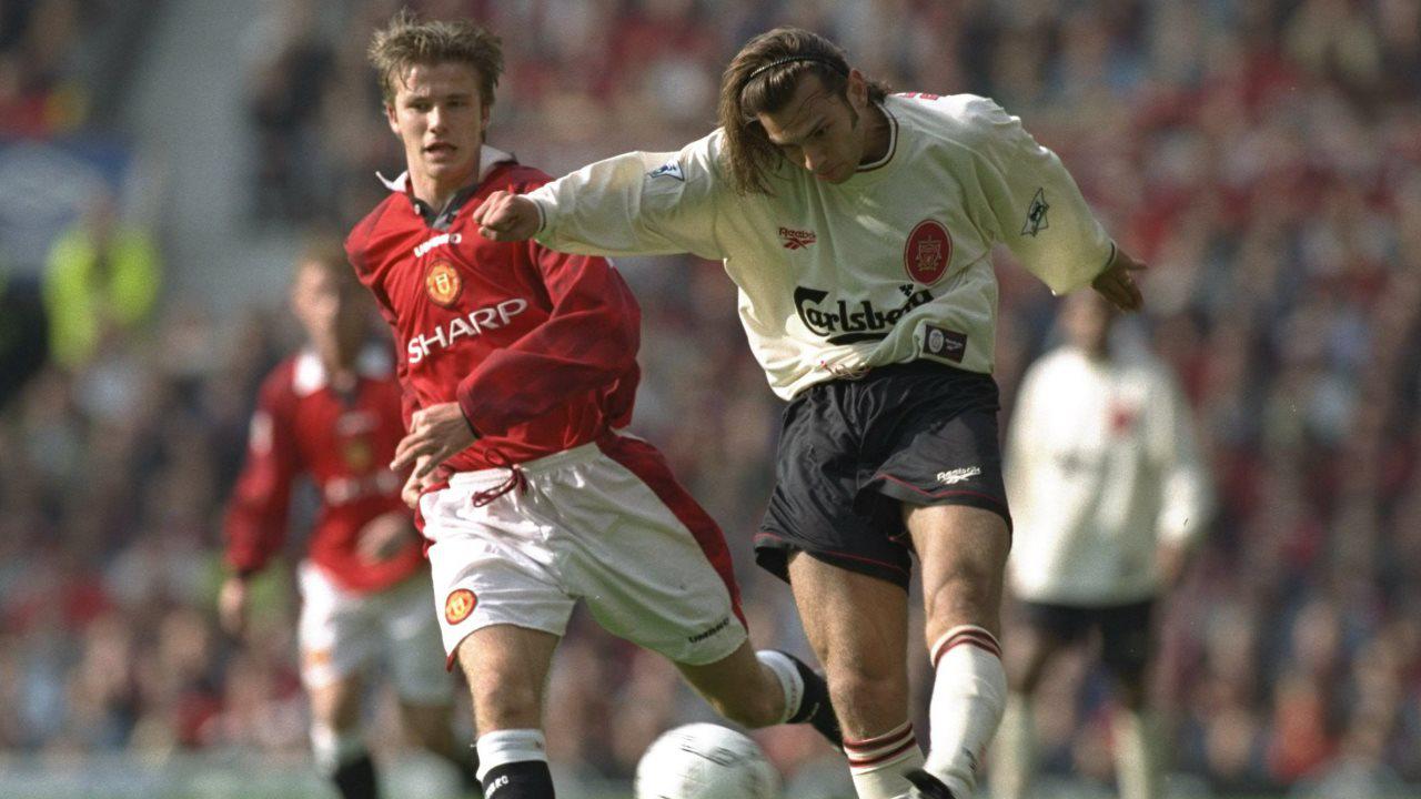 Goal of the Day David Beckham v Liverpool 12 October 2020 | Manchester ...