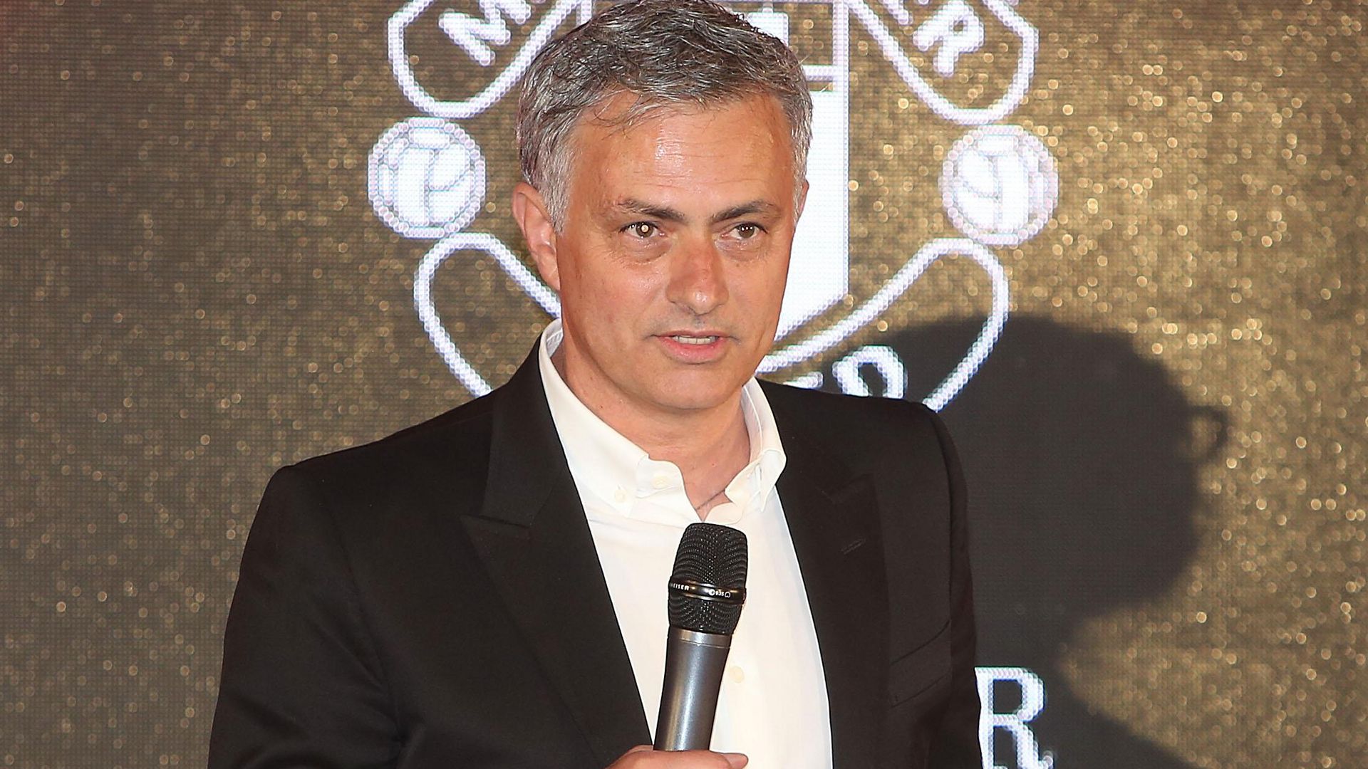 jose mourinho names his own player of the year | Manchester United