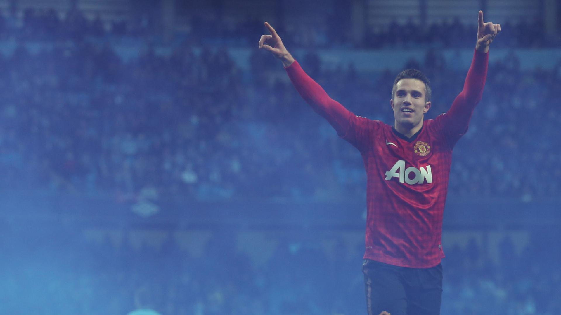 Goal of the Day Robin van Persie v Man City | Manchester United