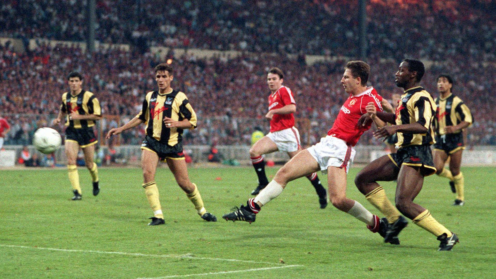 Lee Martin winner v Crystal Palace in 1990 FA Cup final | Manchester United