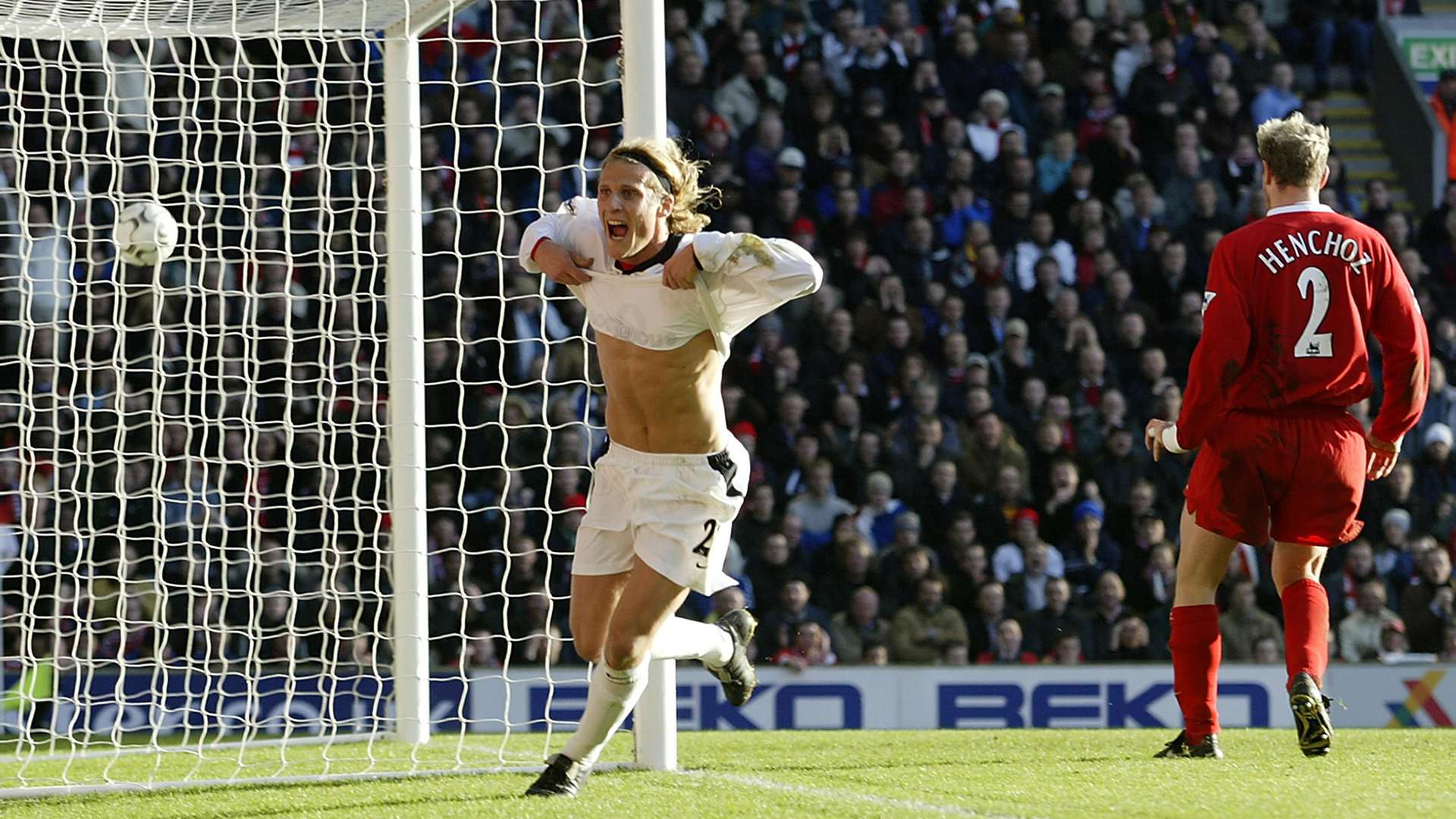 Video Manchester United Cult Heroes Diego Forlan | Manchester United