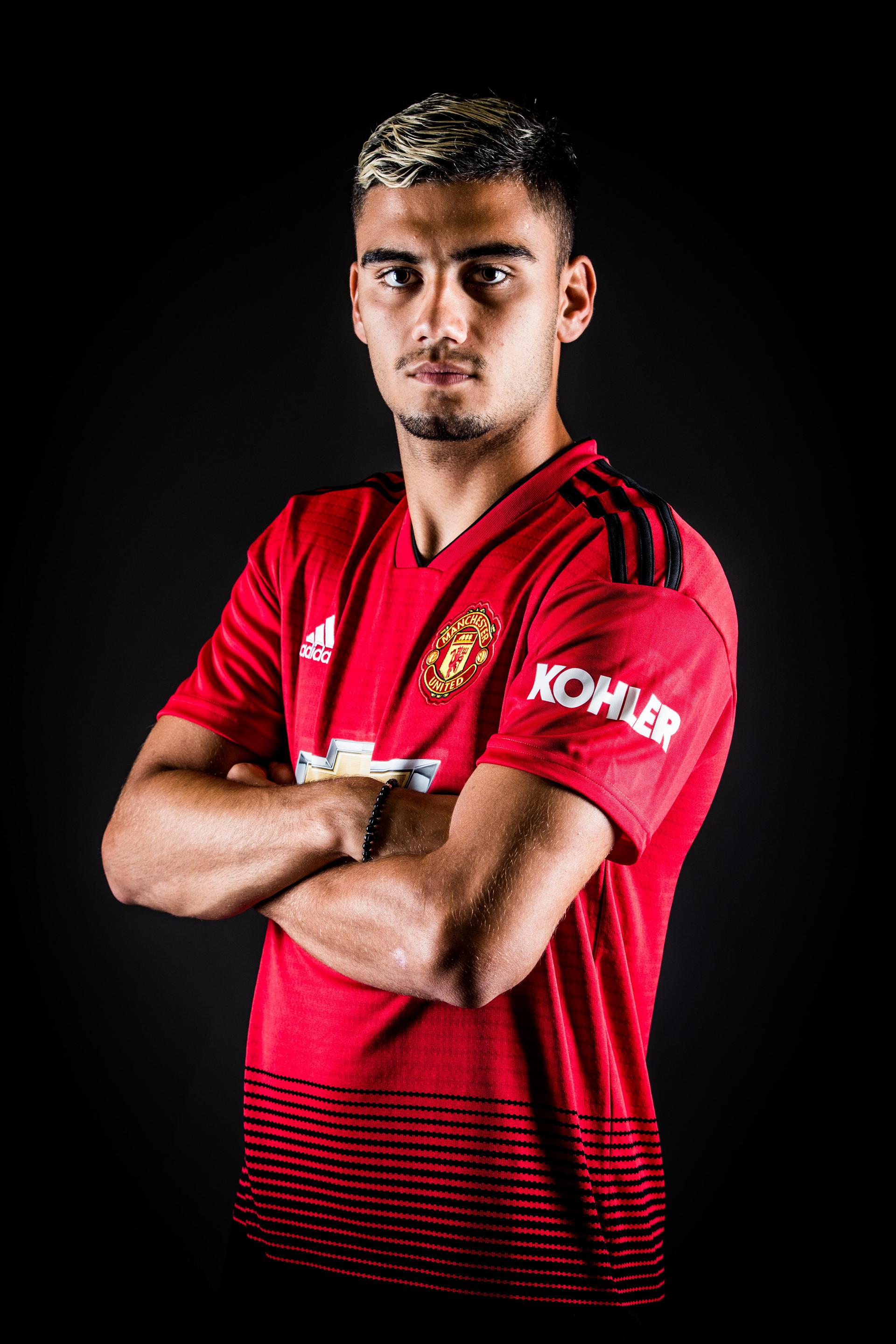 Recommended autobiographies for Man United fans | Manchester United