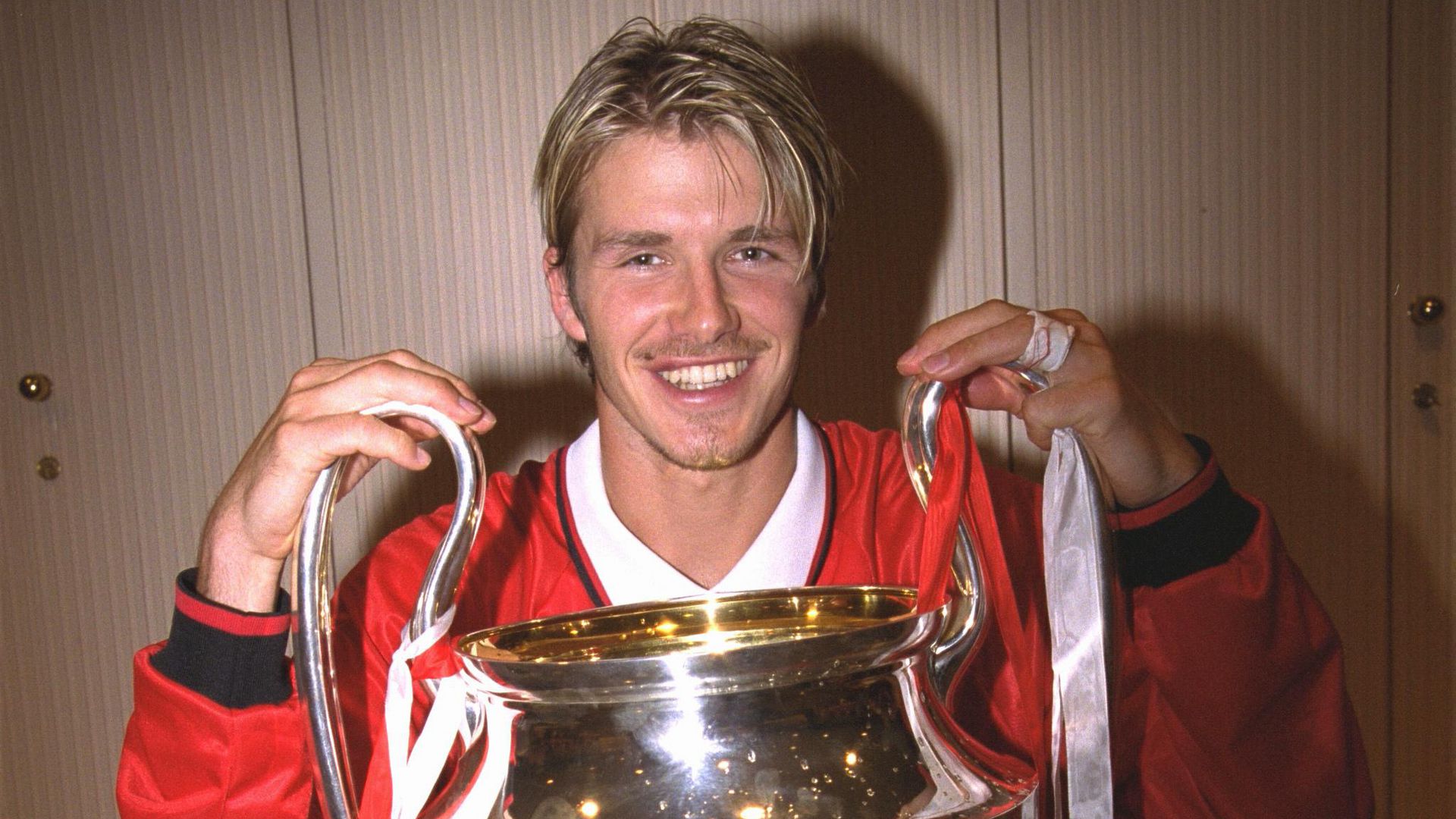 David Beckham playing career in pictures | Manchester United