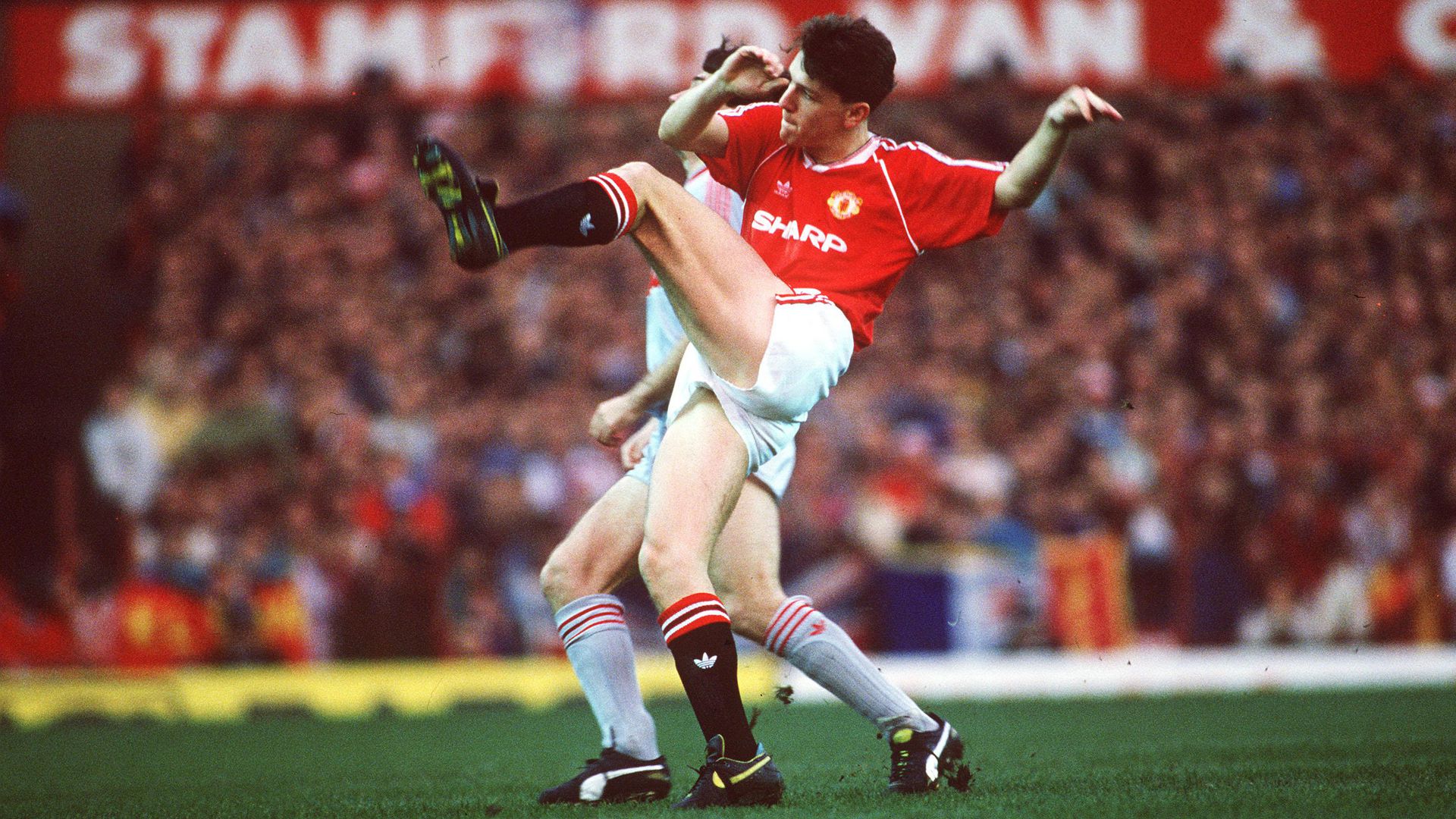 UTD Podcast Lee Sharpe on transfer to Man Utd | Manchester United