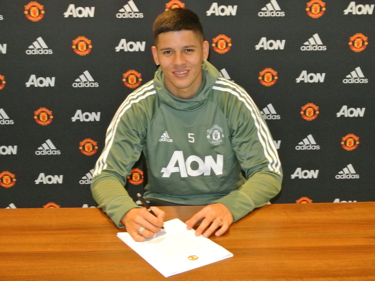 marcos rojo position