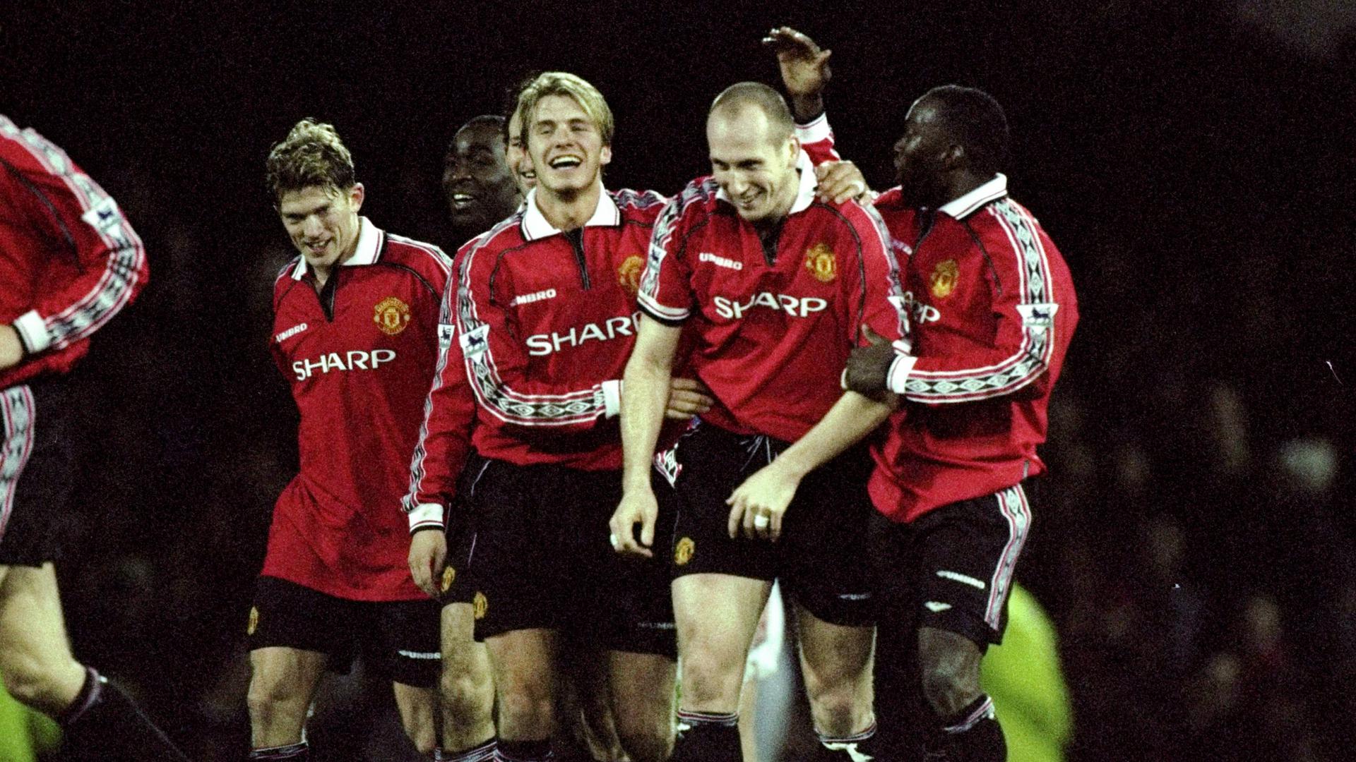 Goal of the Day Stam v Leicester | Manchester United