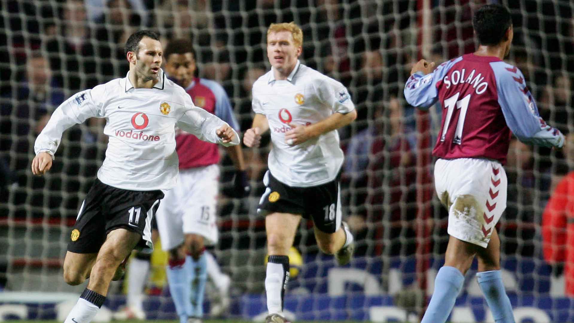 Best Man Utd players at changing positions on the pitch | Manchester United