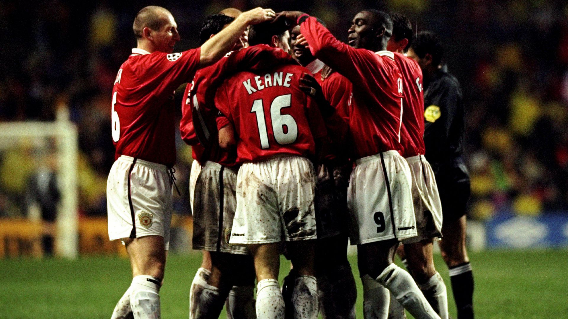 Highlights of Manchester United 1-1 Bayern Munich on 9 December 1998 ...
