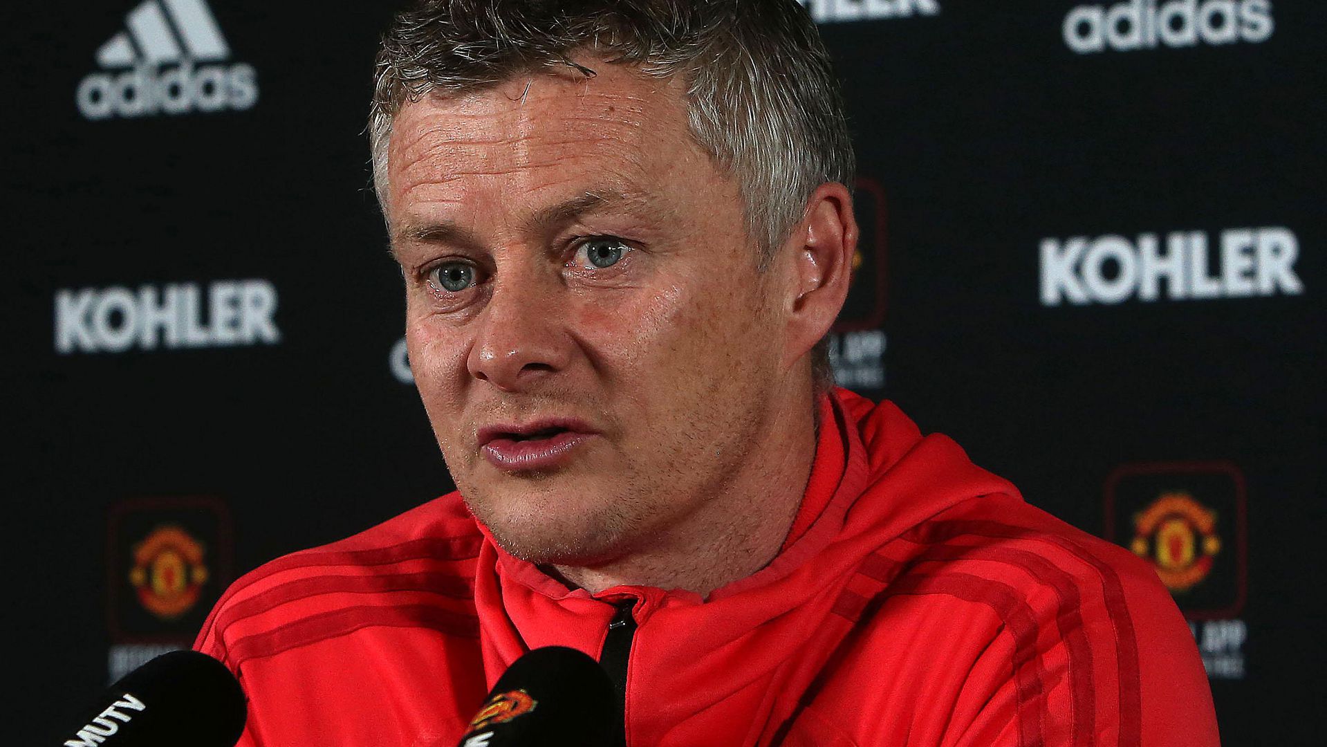 Solskjaer press conference answer about signing young players ...