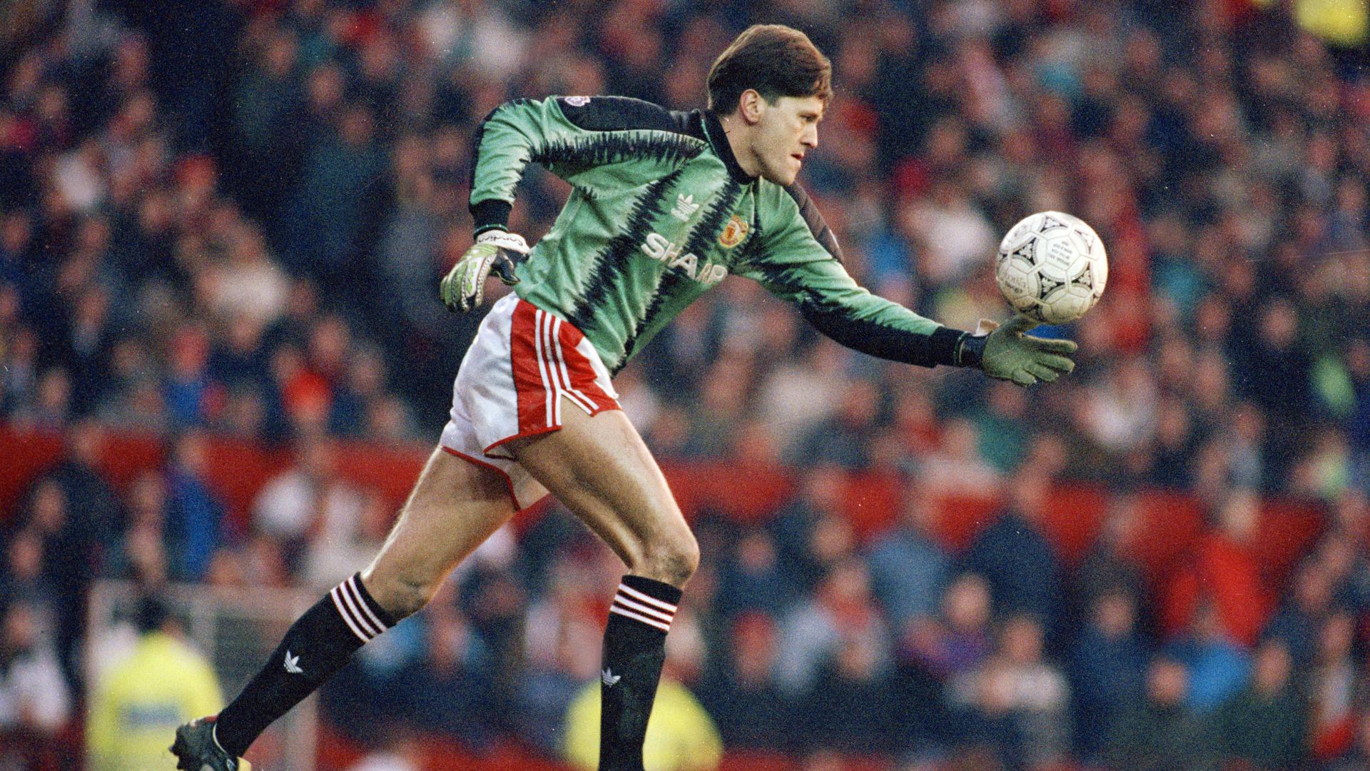 Opinion: Why Les Sealey is Man Utd's best loan signing | Manchester United
