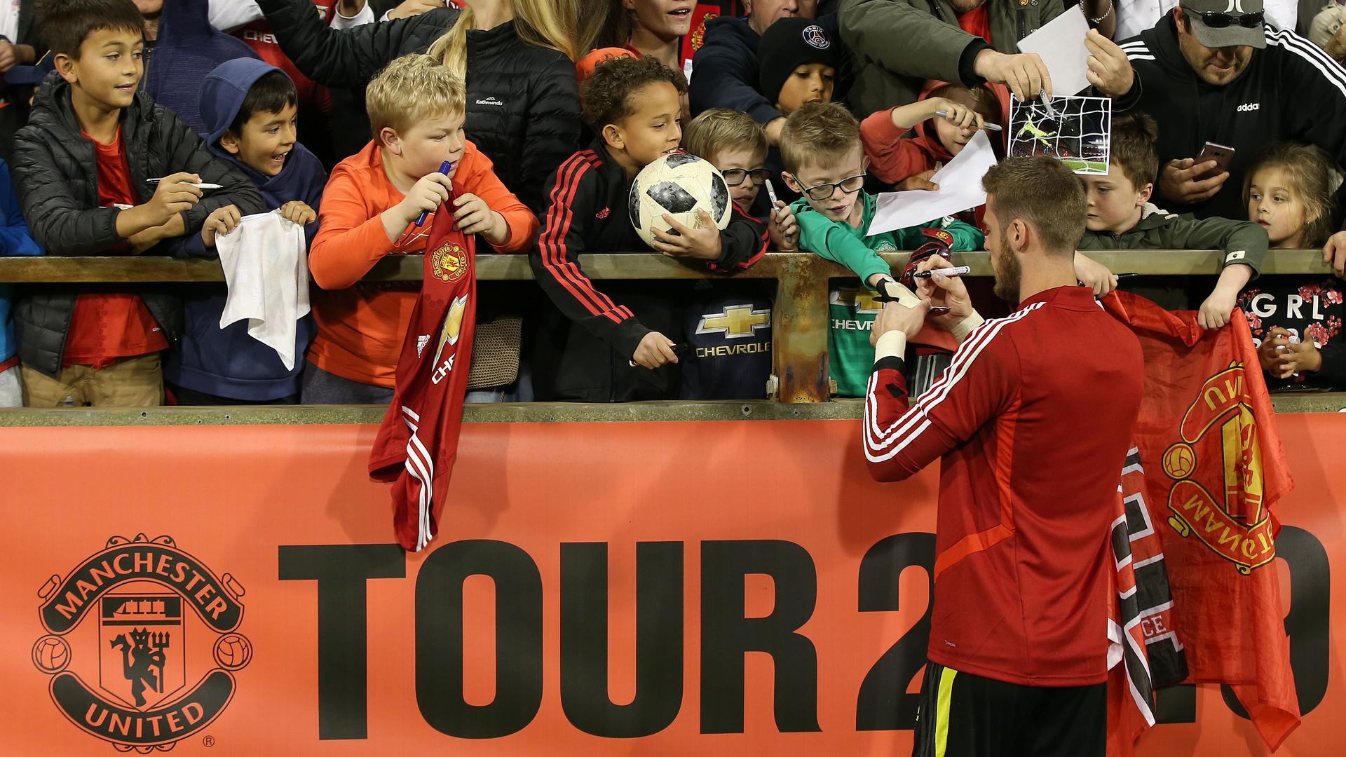 The story of Man Utd open training in Perth on Tour 2019 | Manchester ...