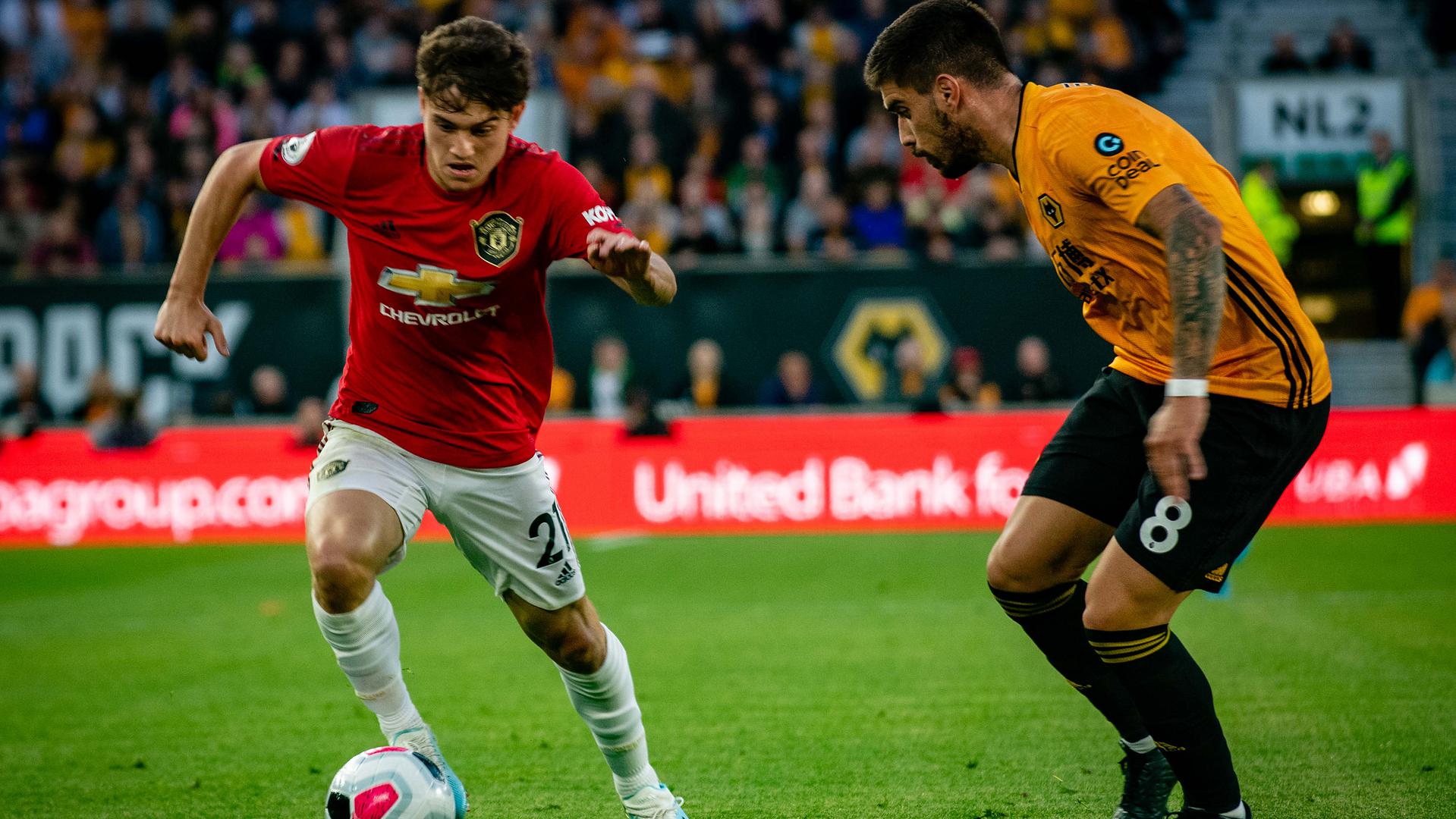 Revealed: What Giggs told Solskjaer about James | Manchester United