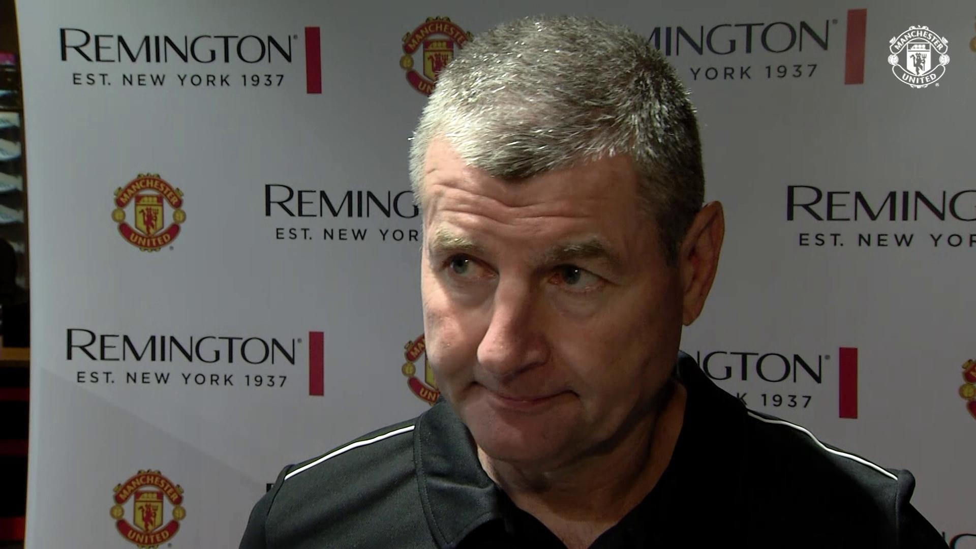 Man Utd legend Denis Irwin discusses August 2019 Player of the Month ...