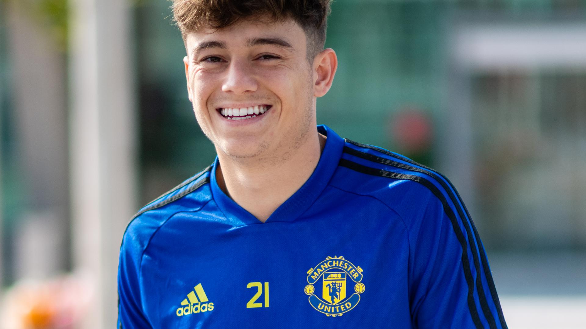 Why Daniel James was United August Player of the Month | Manchester United