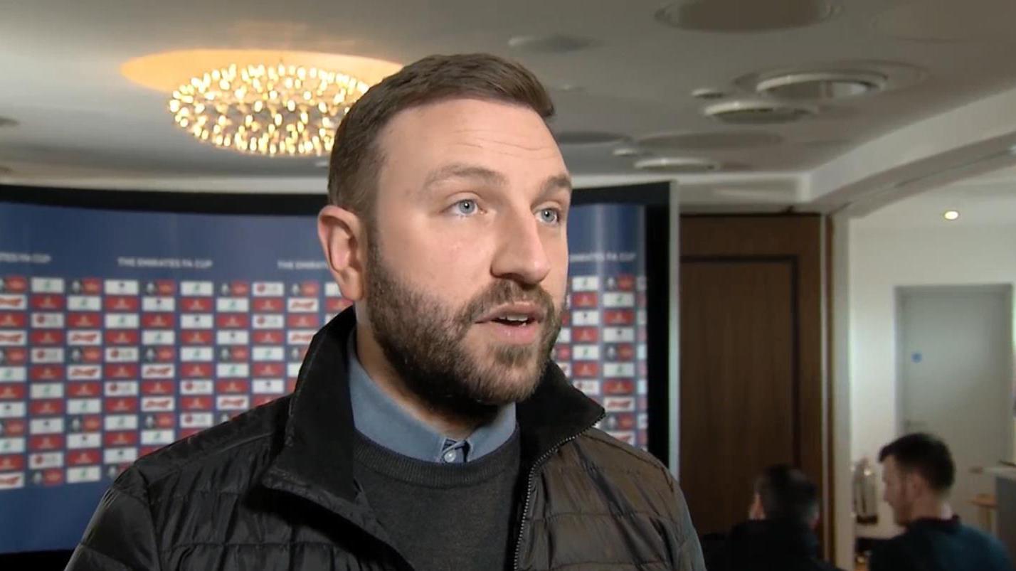 Football journalist Ian Irving dissects Ole Gunnar Solskjaer press ...