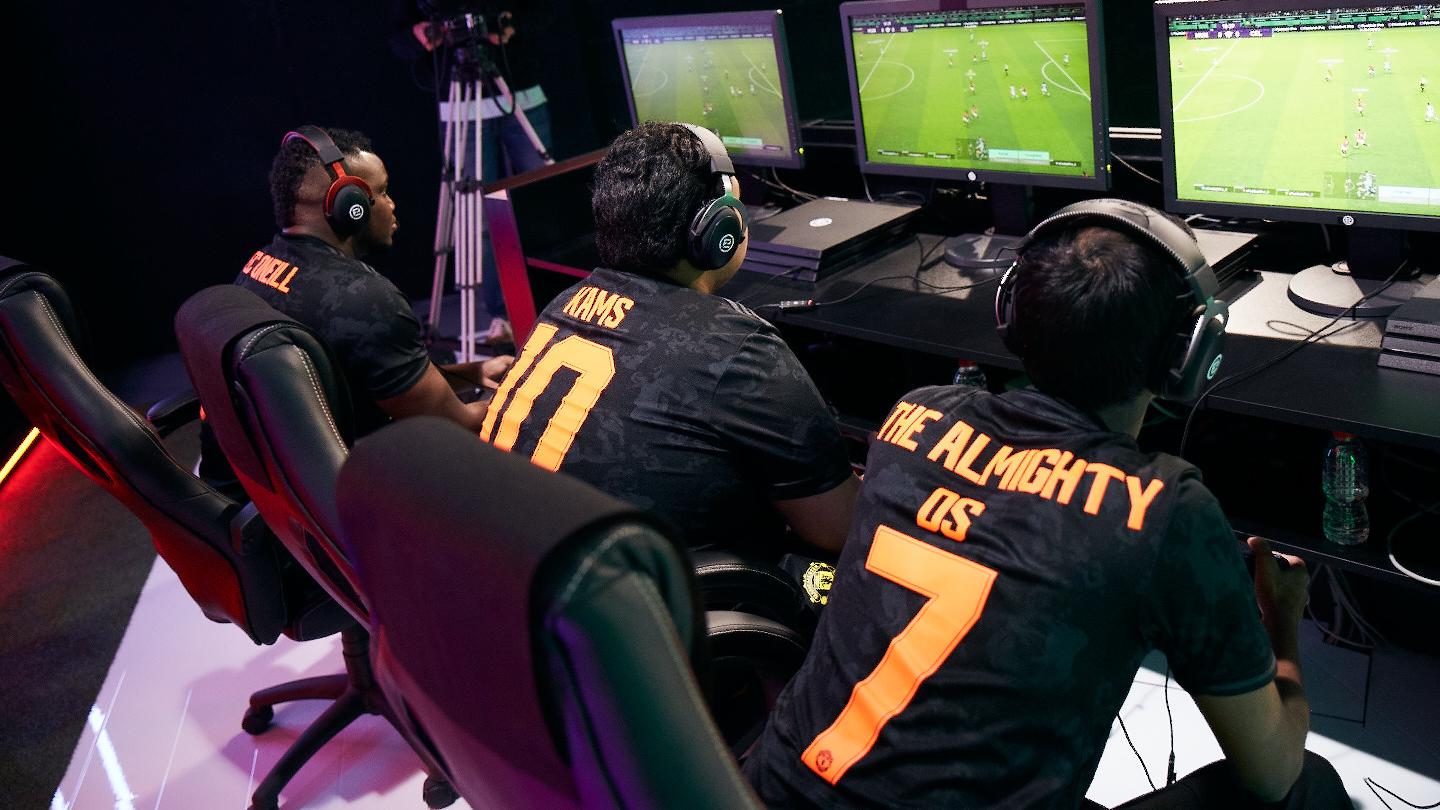 Gallery on Man United esports team against Celtic at eFootball Pro ...
