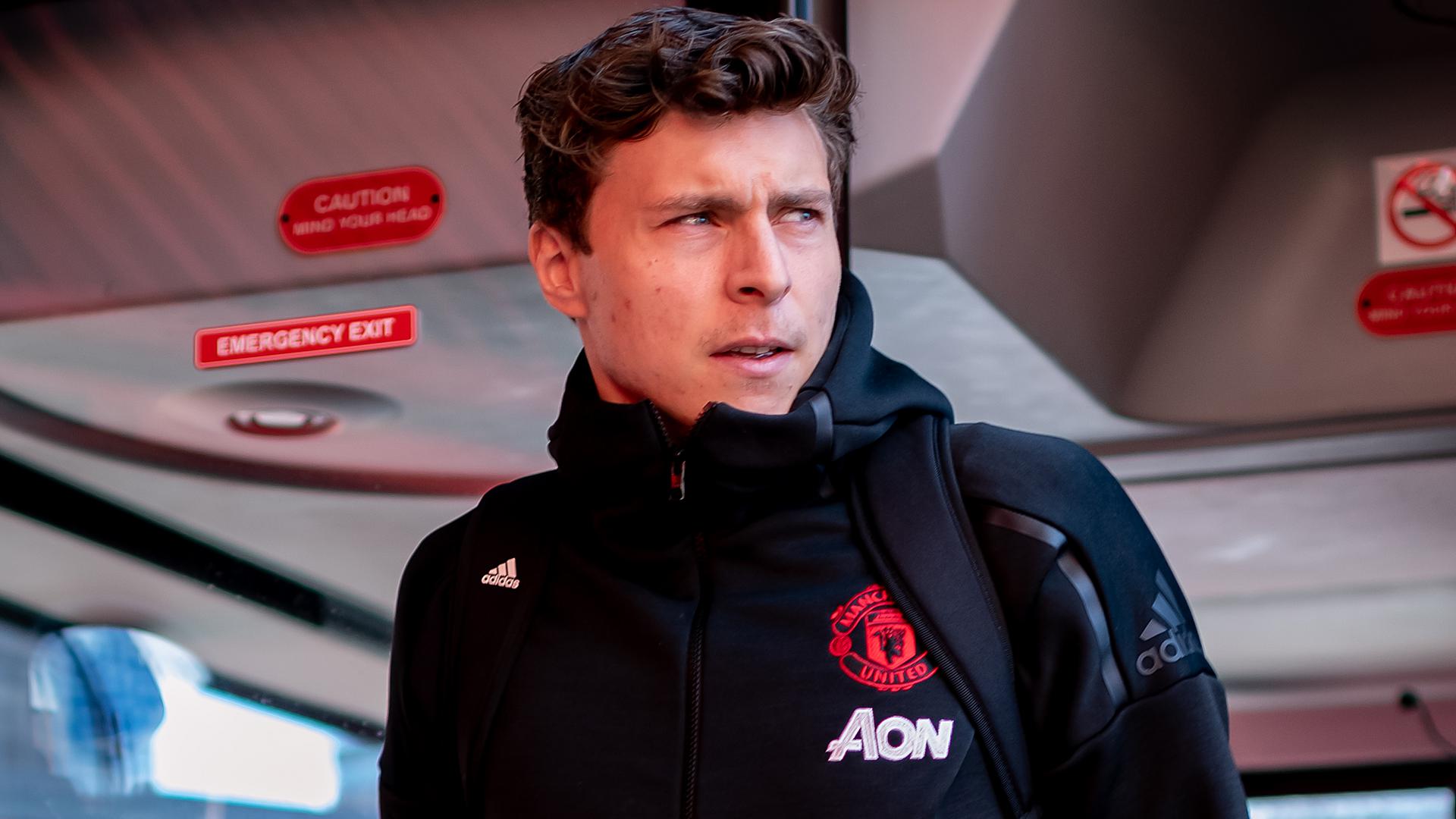 Man Utd players arrive at Old Trafford ahead of Watford game ...