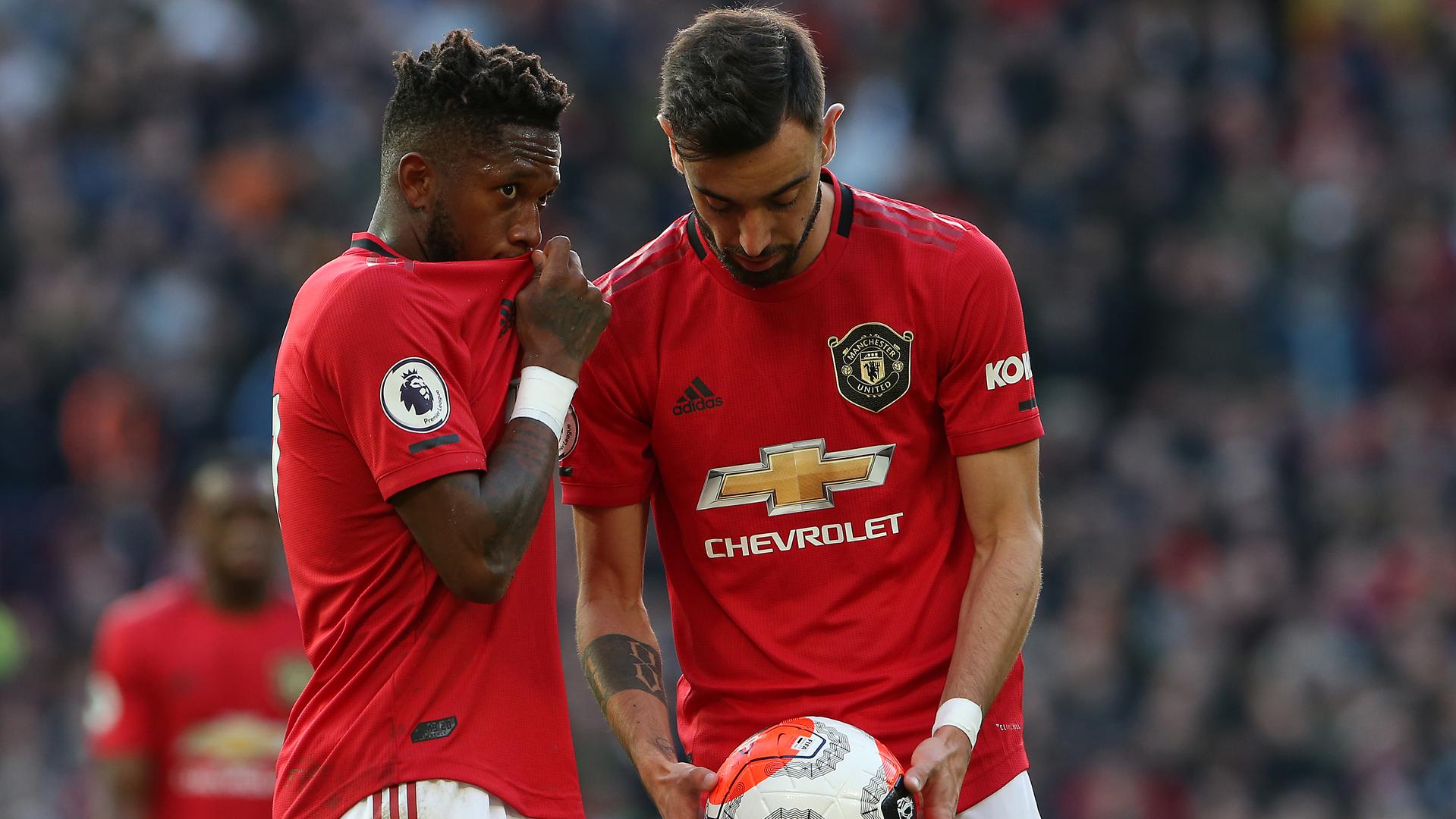 Michael Carrick and Bryan Robson discuss midfield options | Manchester ...