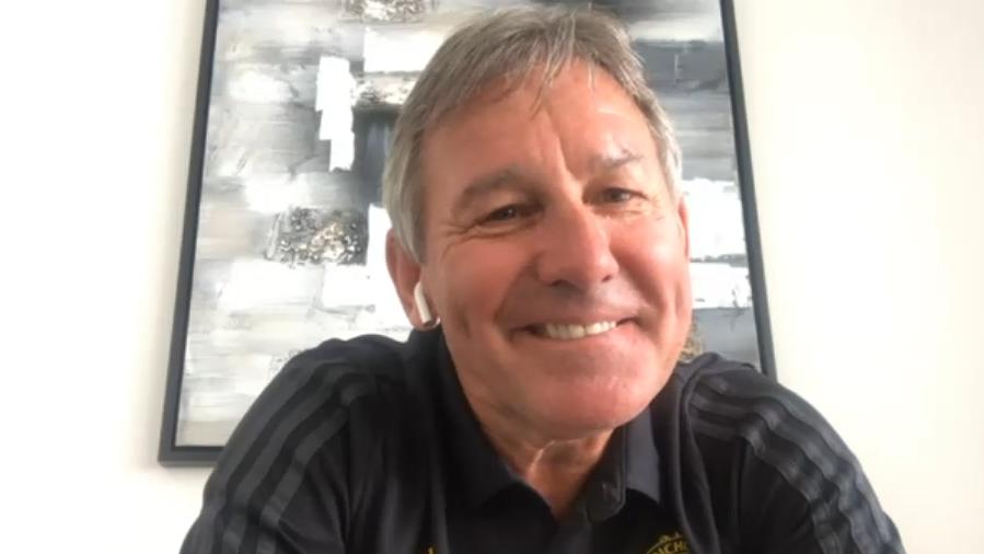 Bryan Robson gives his reaction to Tottenham 1 Man Utd 3 | Manchester ...