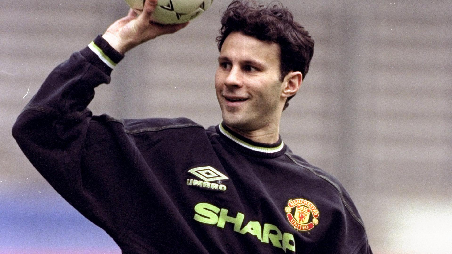 Gallery of Man Utd training pics from the archive | Manchester United