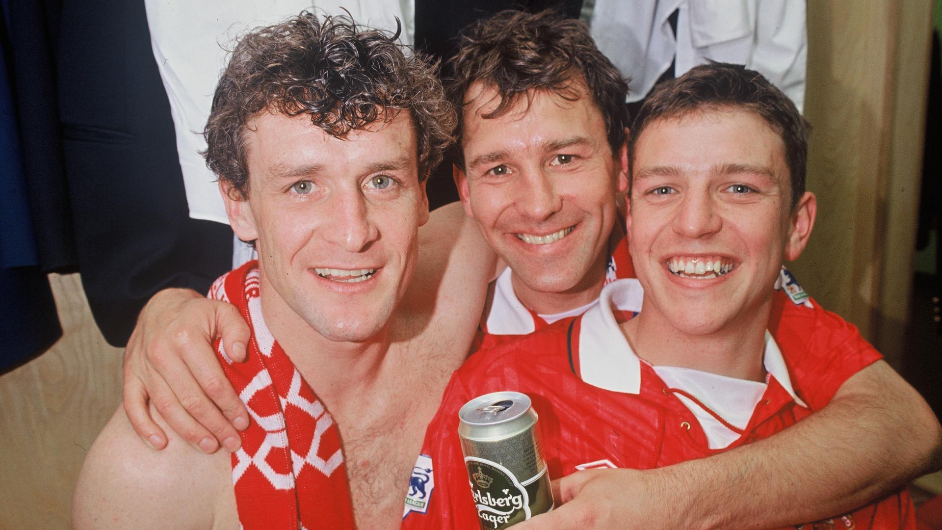 John Peters on his iconic 92 93 photos and life as Man Utd official ...