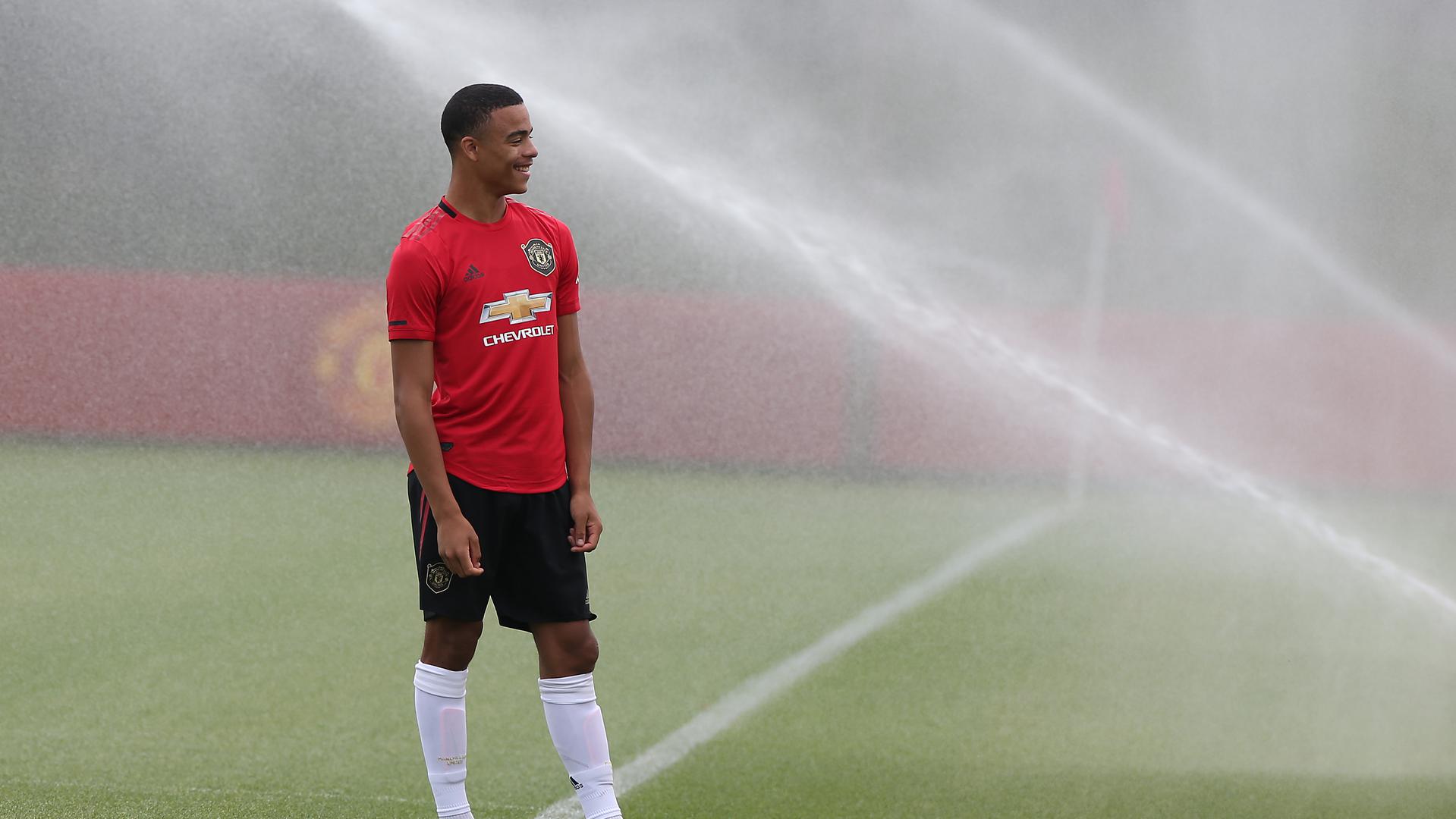 Quinton Fortune: Mason Greenwood a 'ridiculous' talent | Manchester United
