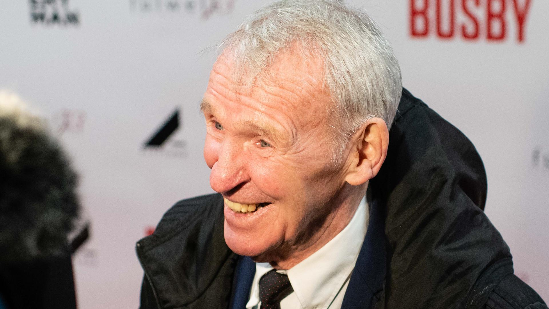 Watch Paddy Crerand MUTV outtakes this Christmas 2020 | Manchester United