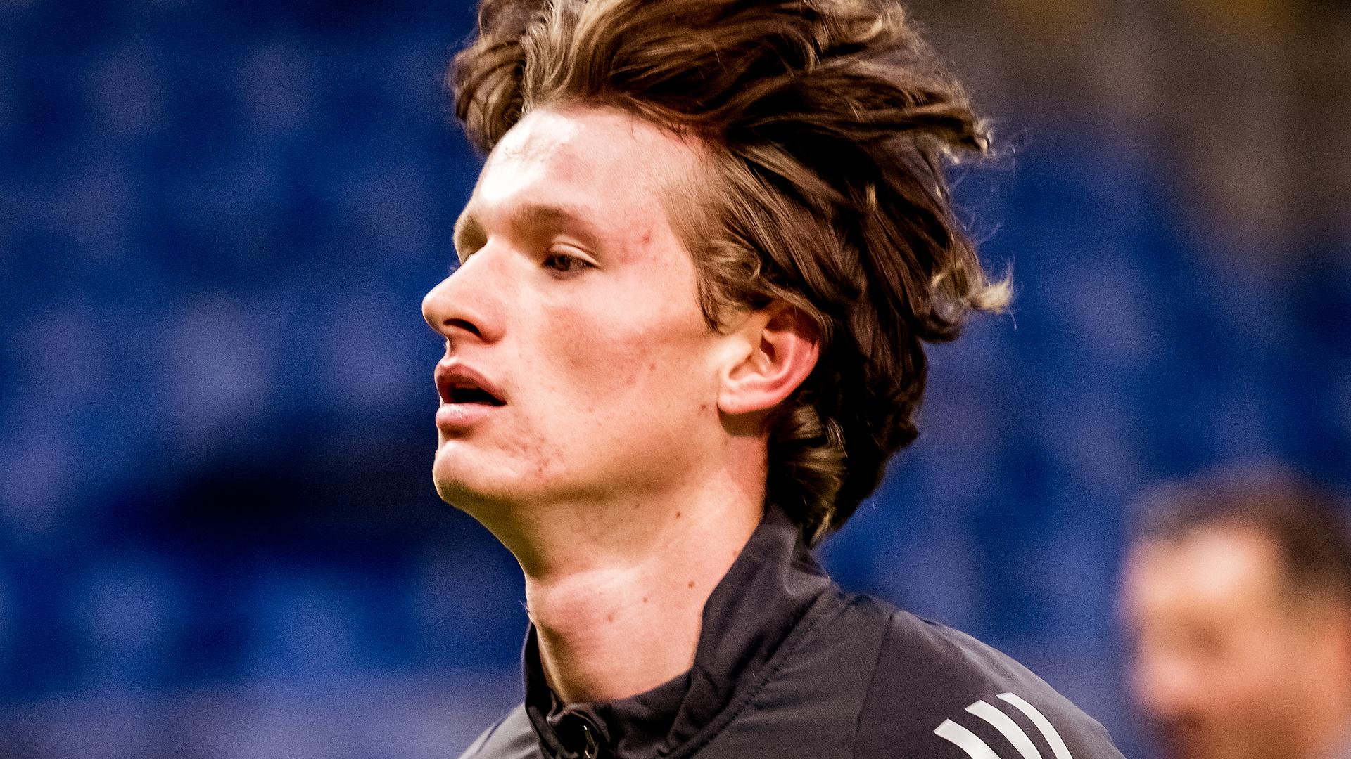 Max Taylor signs new contract with Man Utd | Manchester United