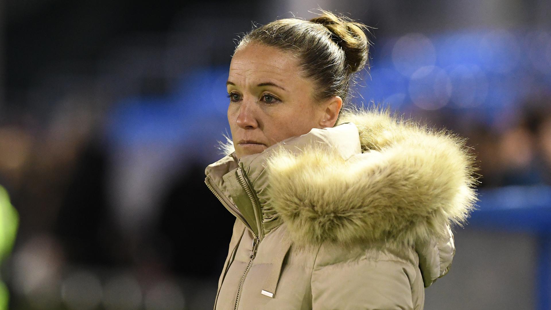 Casey Stoney reacts as Birmingham v Man Utd Women match postponed ...