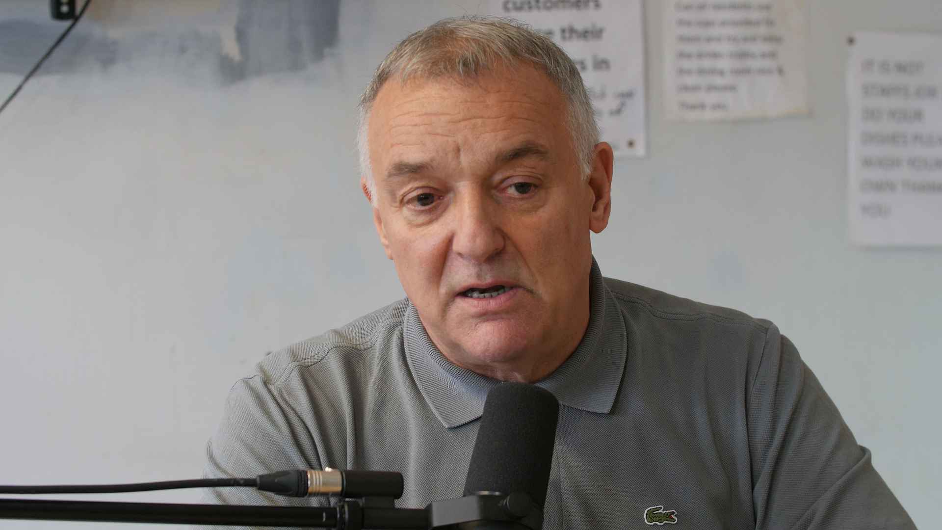 Lou Macari discusses Man United debut 50 years on | Manchester United