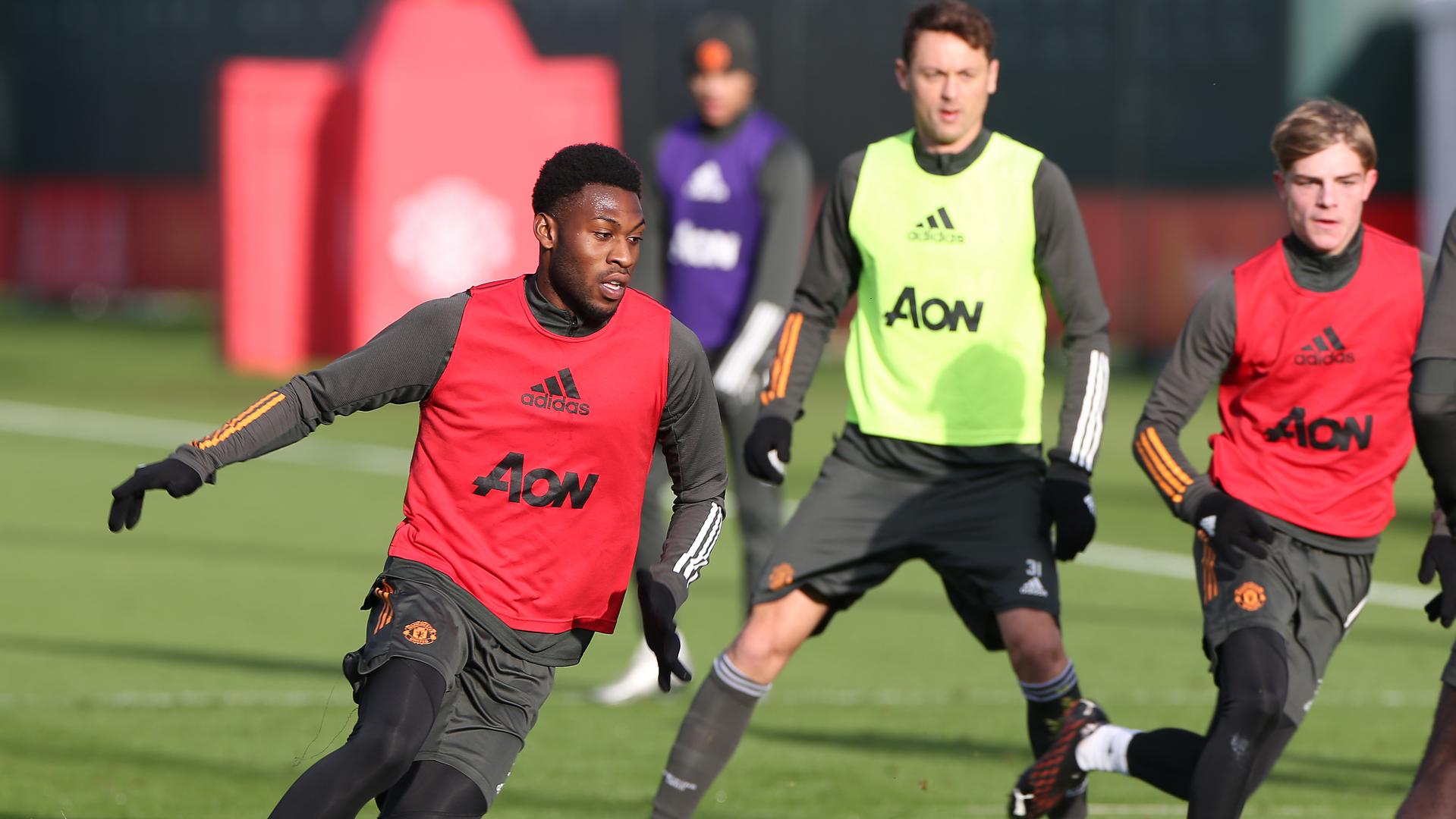 Man Utd players were filmed in training on 26 November 2020 ...