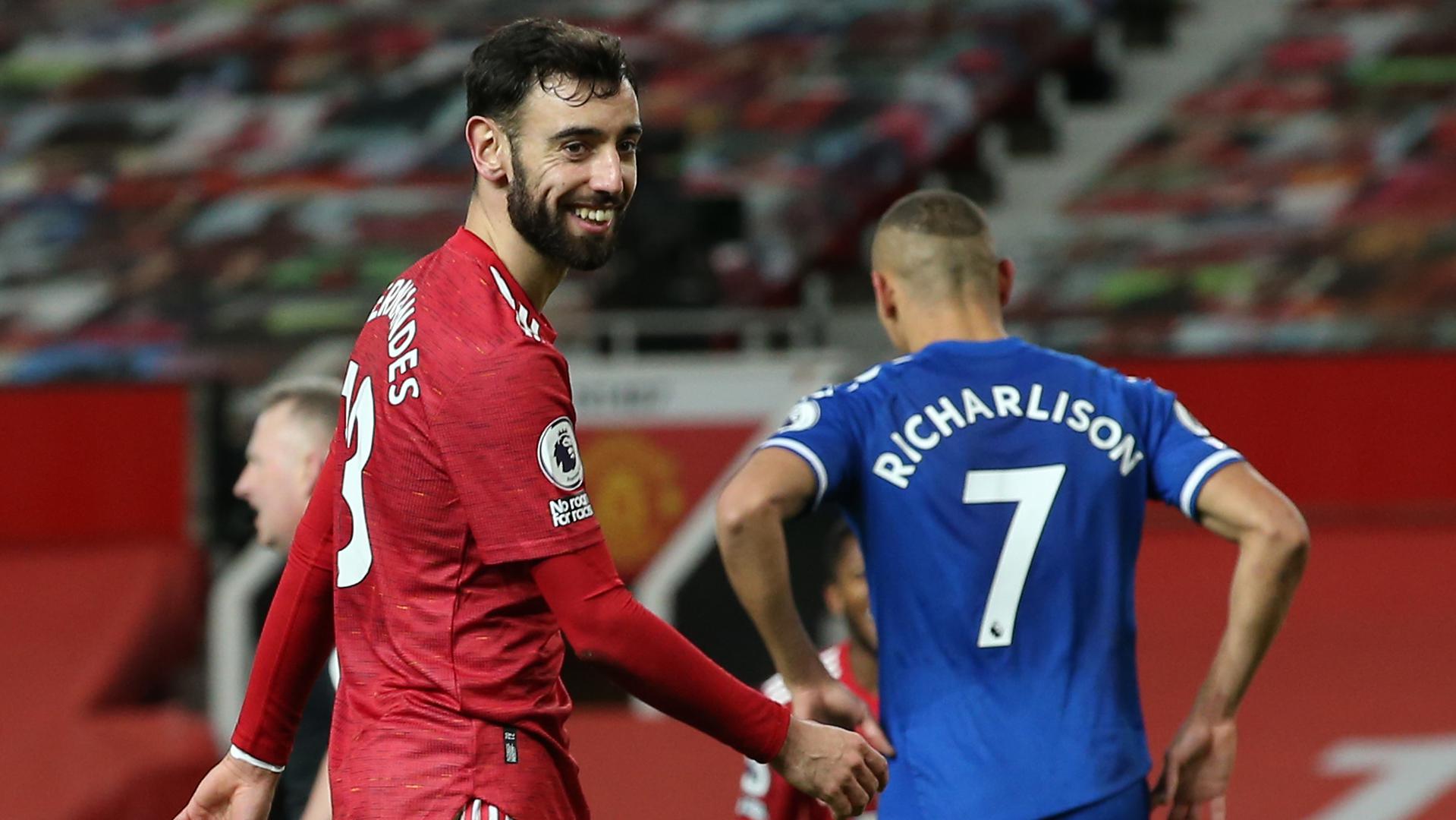 Goal of the Day: Fernandes v Everton | Manchester United