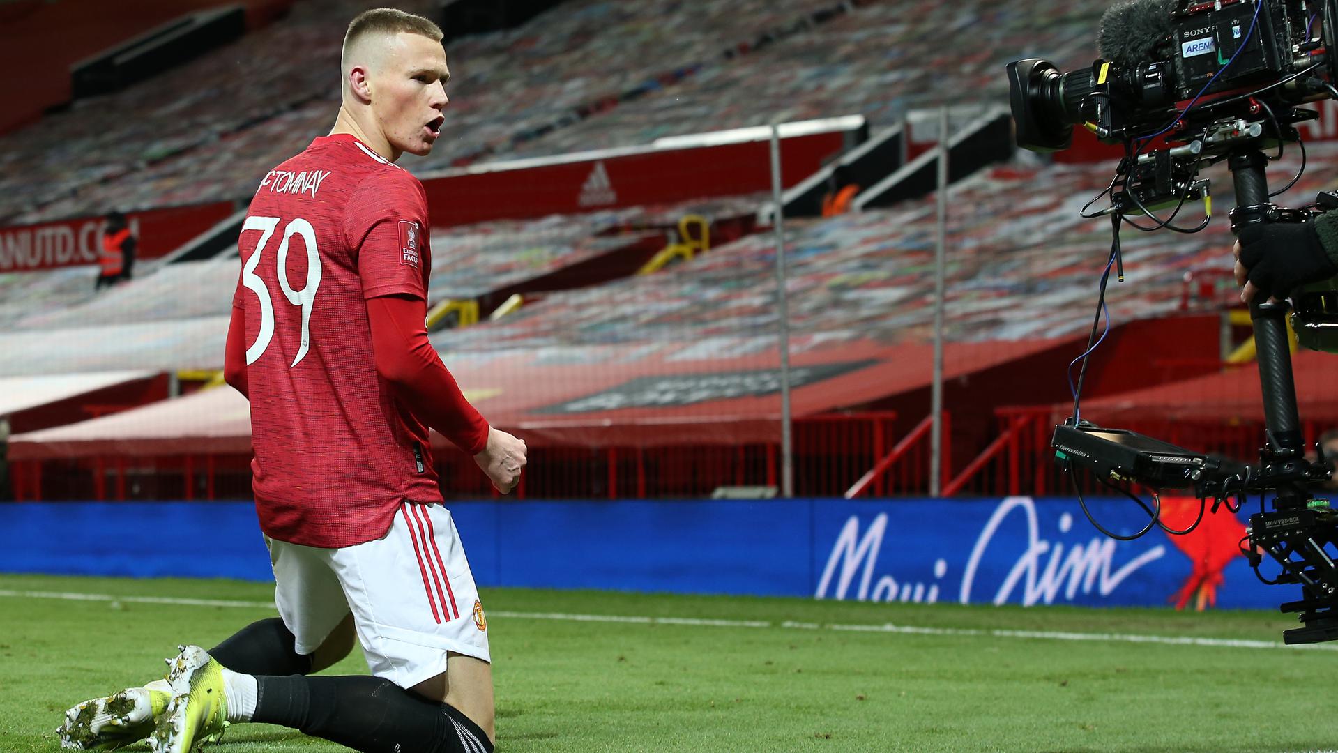 Scott McTominay goal v West Ham from pitchside camera | Manchester United