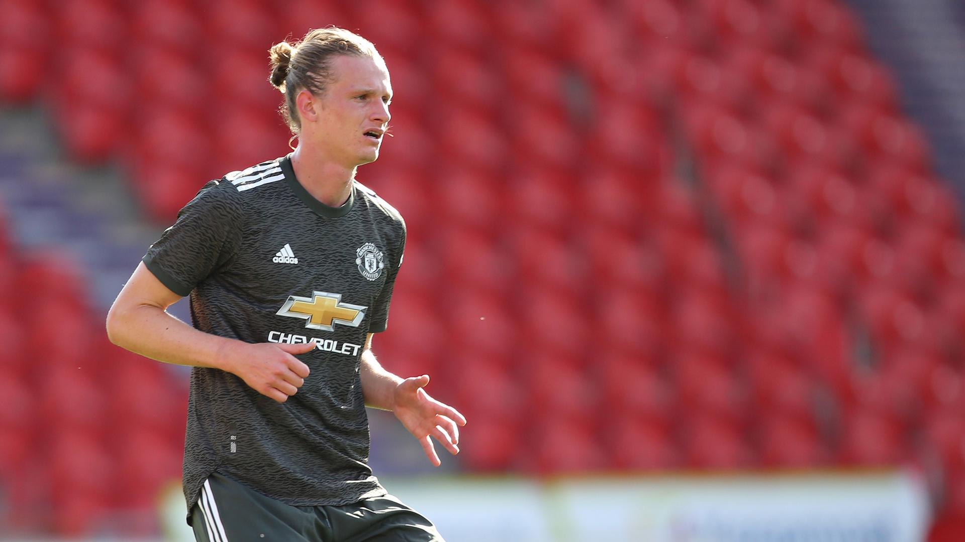 Max Taylor seals loan move to Kidderminster | Manchester United