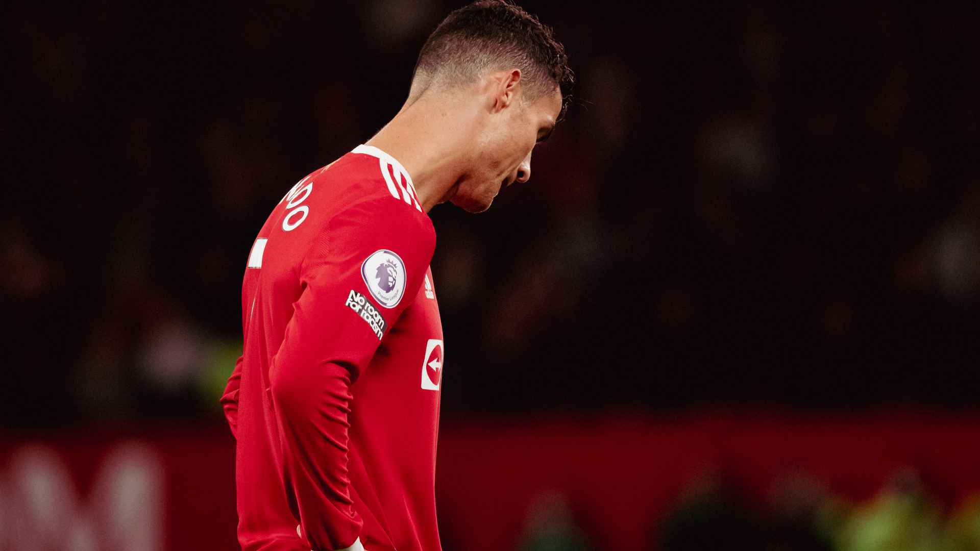 Ronaldo thanks the United fans after Sunday's Liverpool defeat ...