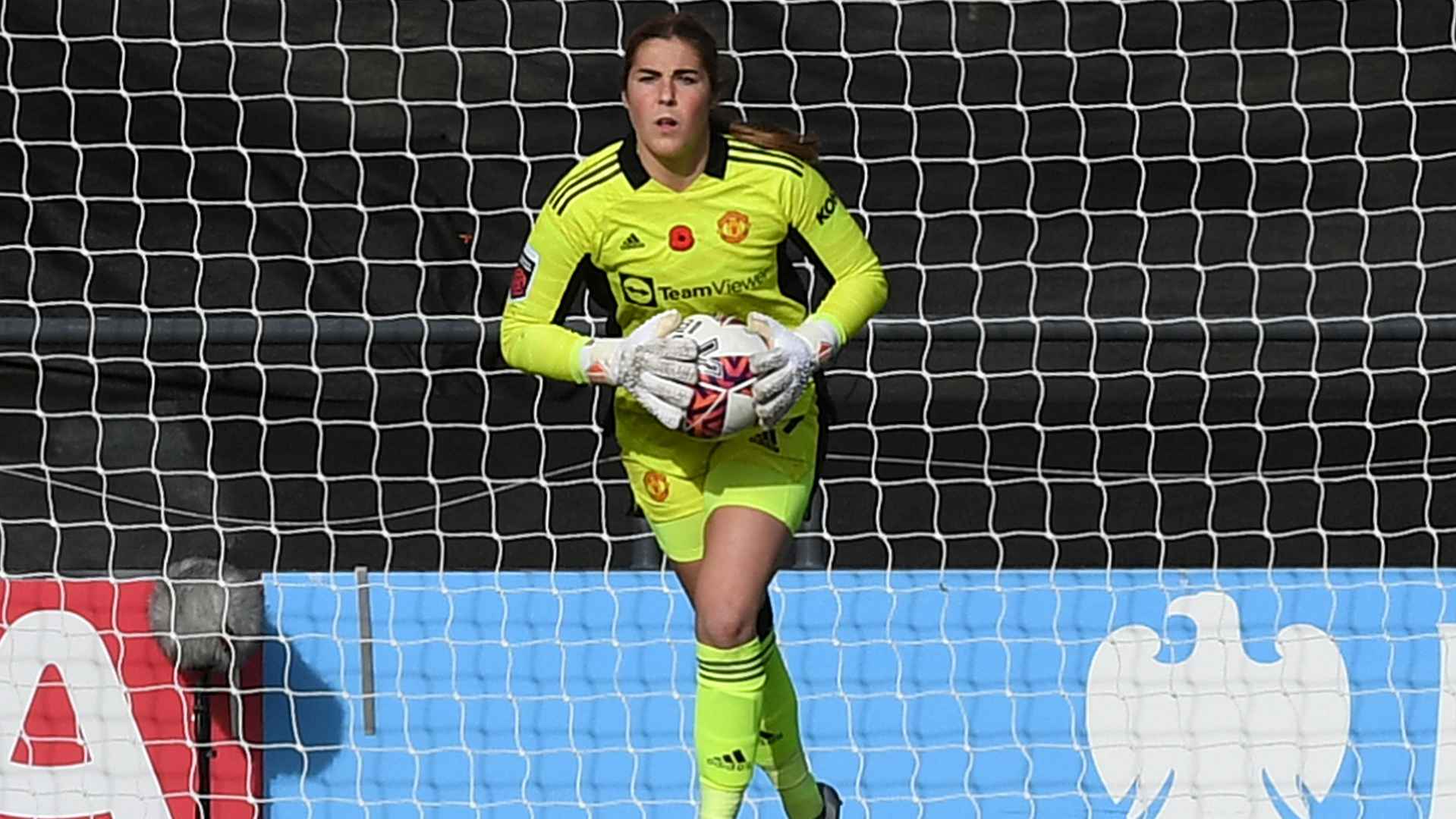 Mary Earps best saves so far 2021 22 | Manchester United