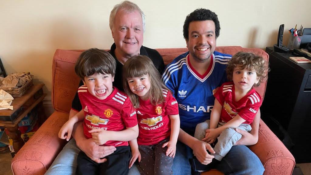 Fan Stories: Sixty years a Stretford Ender! | Manchester United