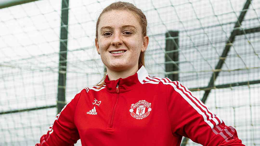 Sophie Baggaley first interview as a United Women player | Manchester ...