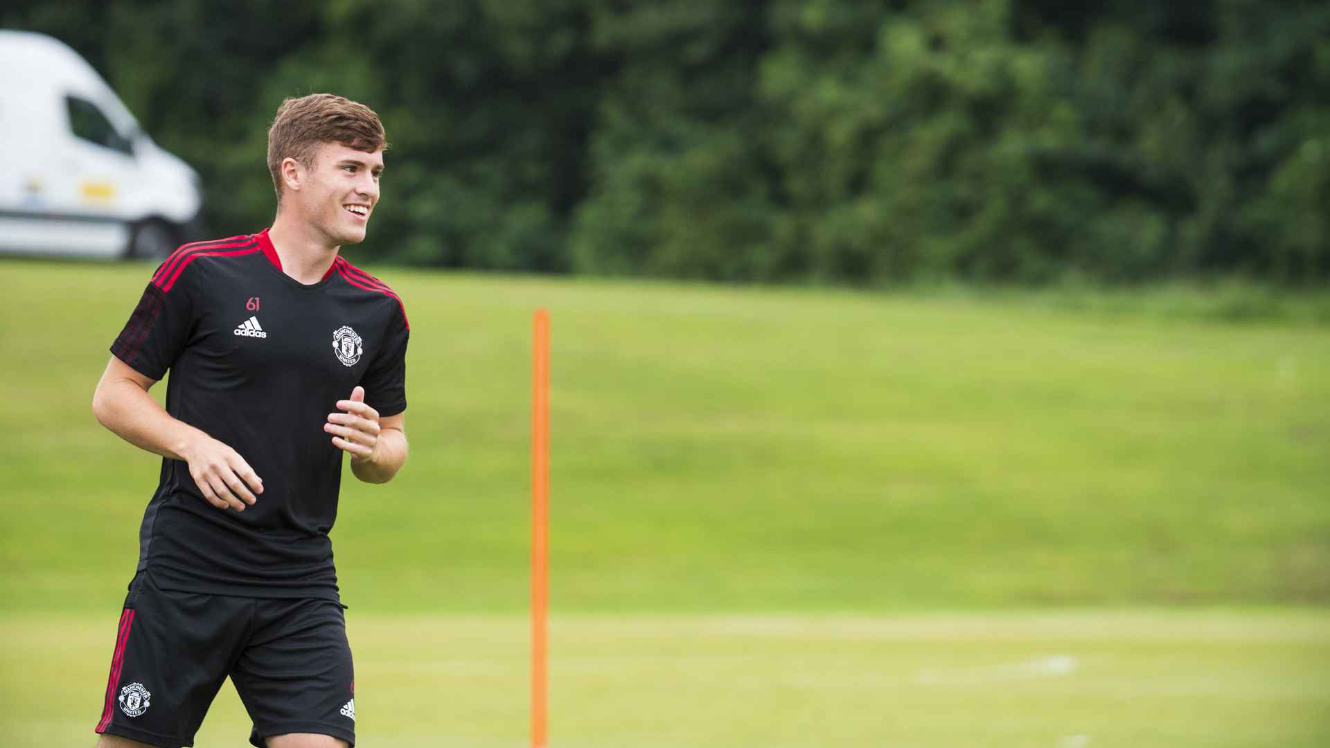 Charlie McCann signs for Rangers B | Manchester United