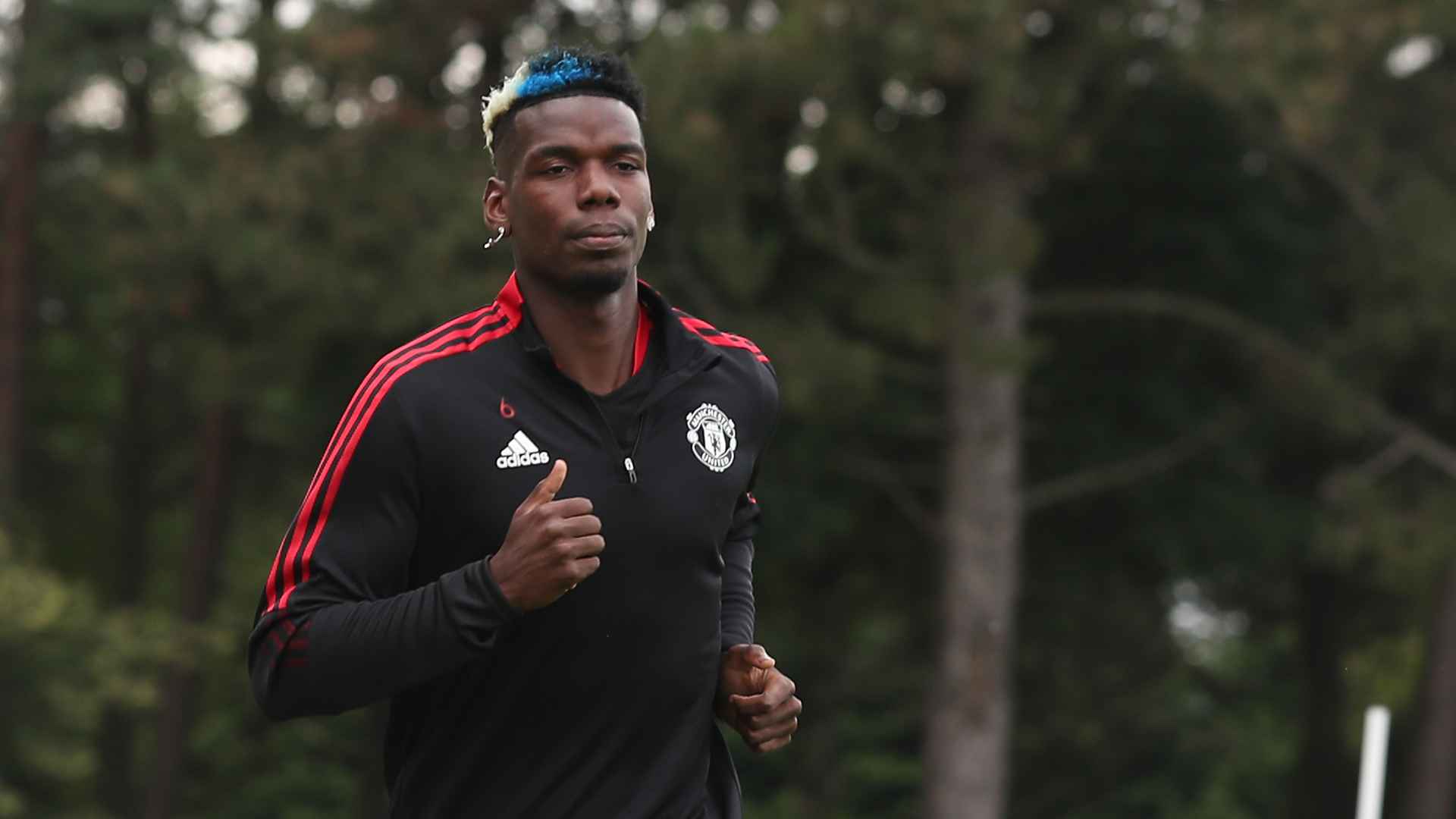 Paul Pogba hits woodwork from 30 yards out in training | Manchester United