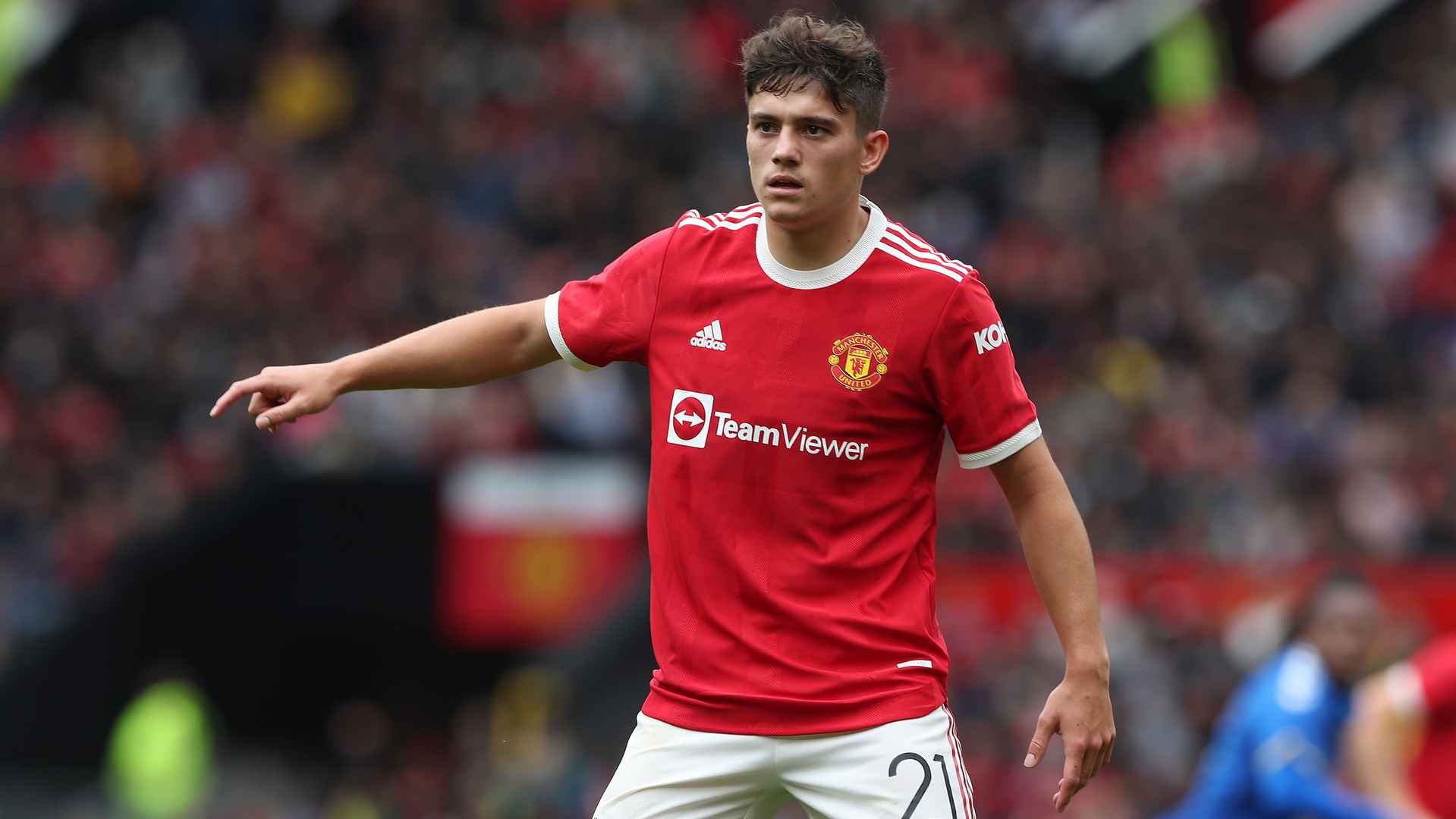 Daniel James on playing in front of the fans and the Everton win ...