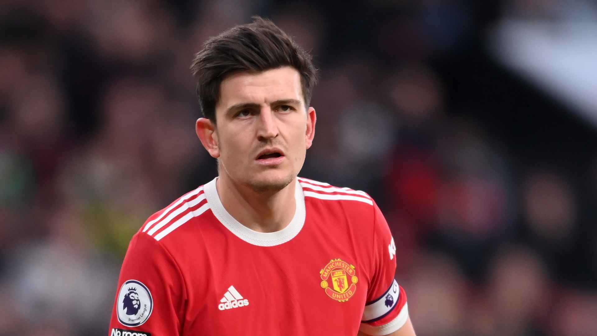 Pitchside Cam Harry Maguire tackle v Leicester City | Manchester United