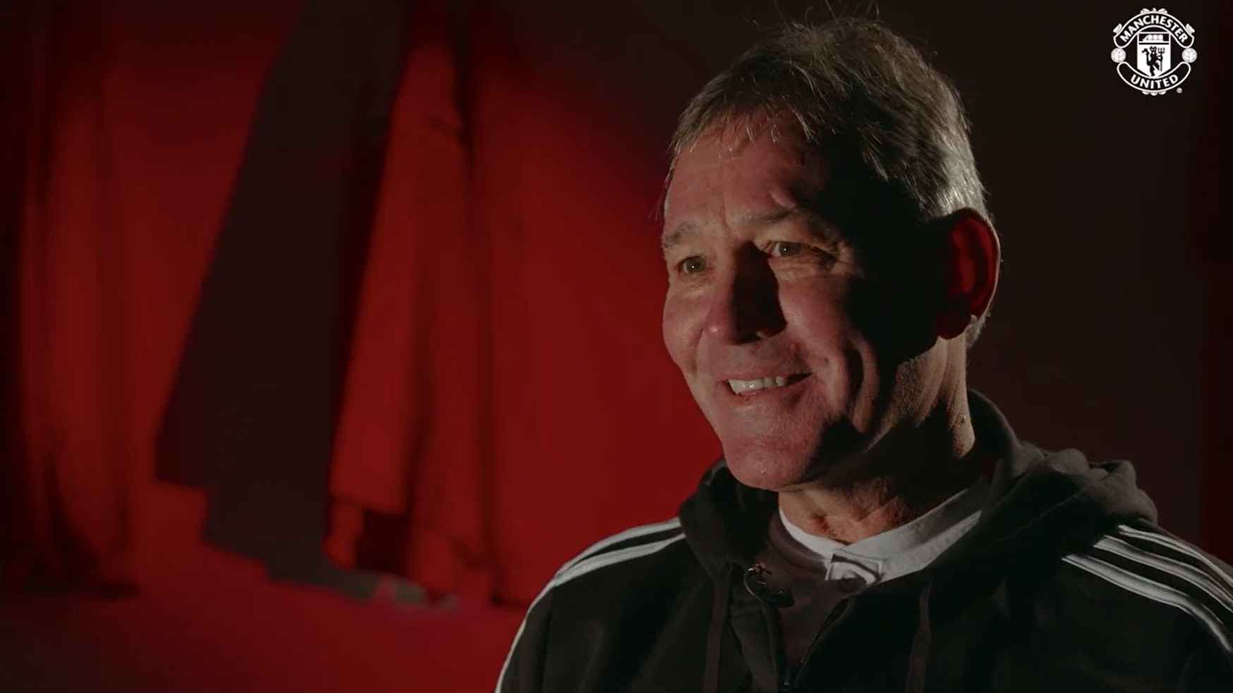 Bryan Robson recalls 'Welcome to Hell' game at Galatasaray in 1993 ...