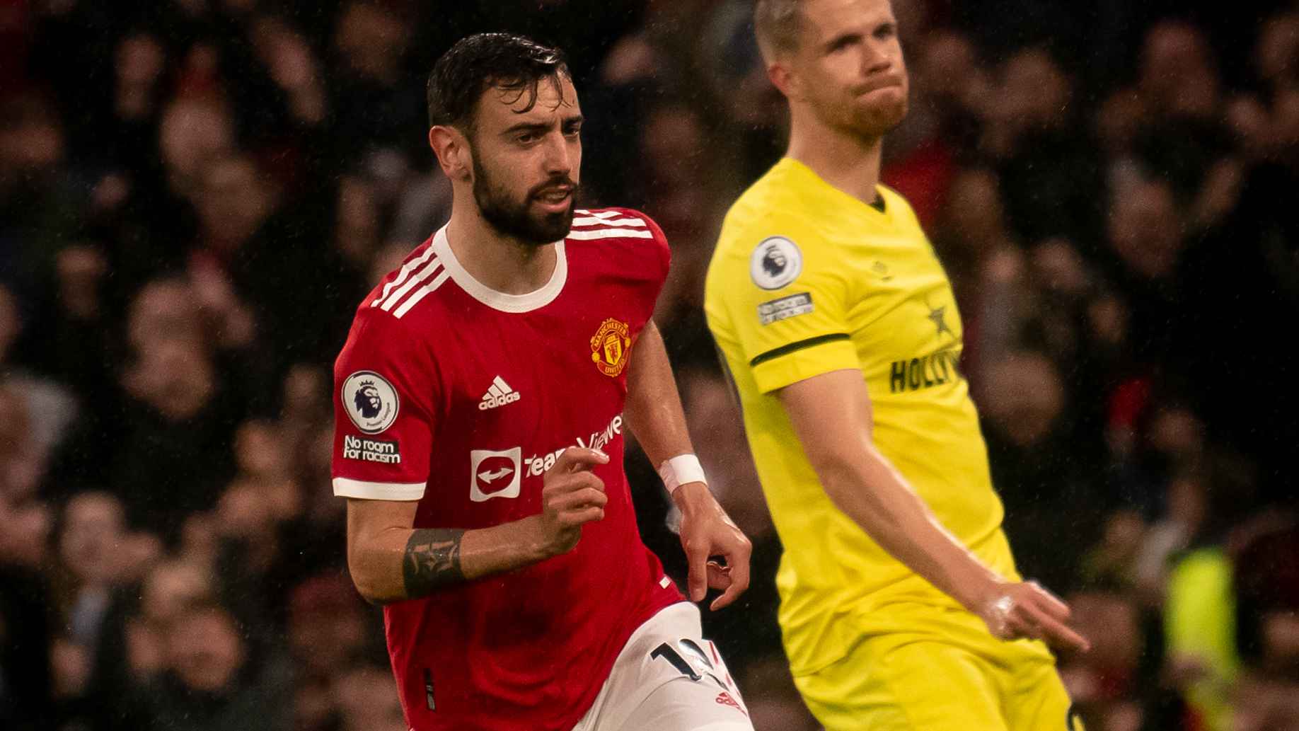 Phone Footage Bruno Fernandes goal from Man Utd 3 Brentford 0 ...