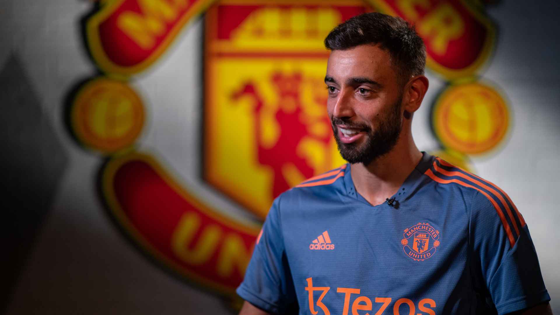 Bruno Fernandes discusses the number 8 shirt | Manchester United
