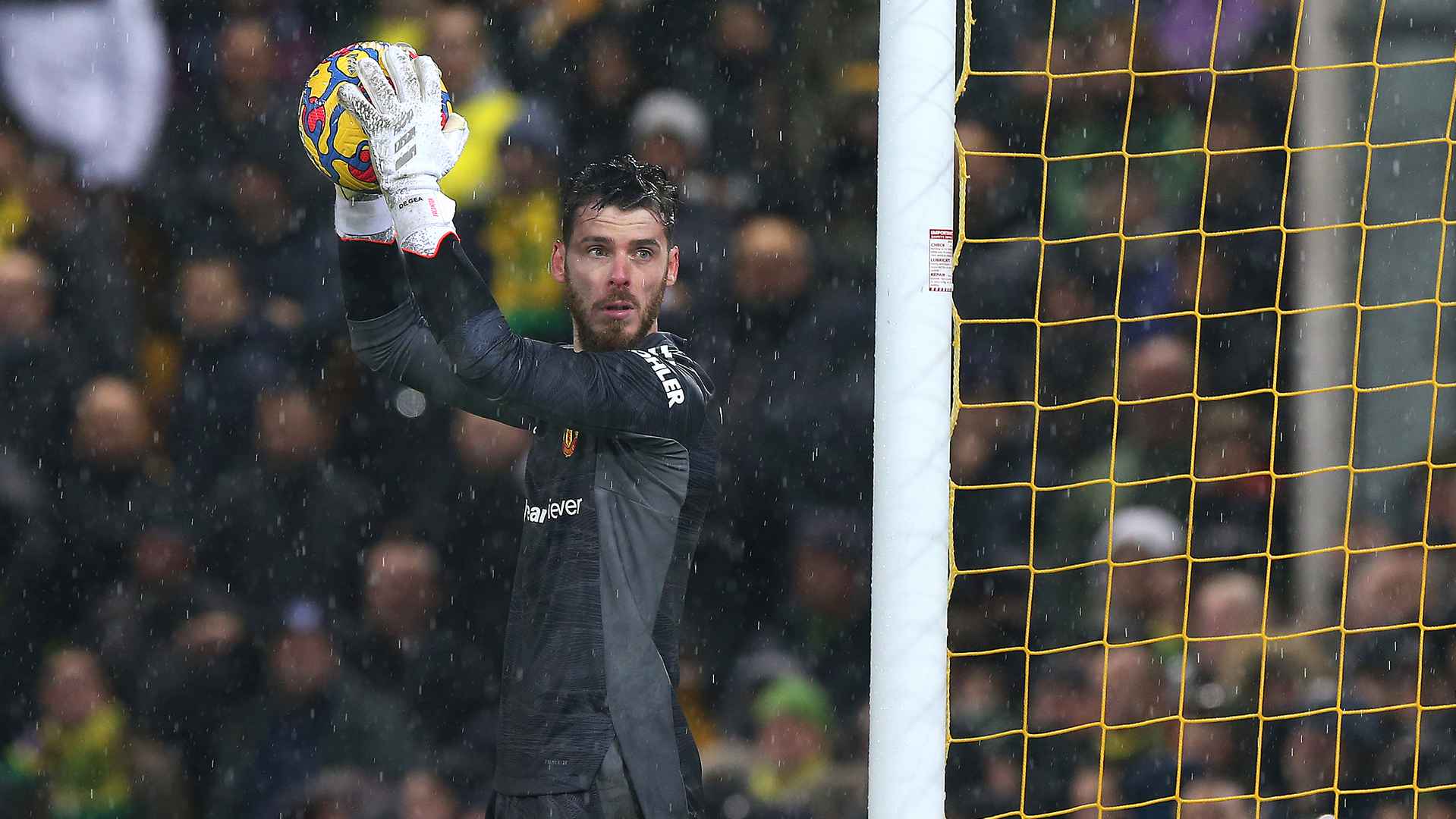 David De Gea: I'm still young for a goalkeeper | Manchester United