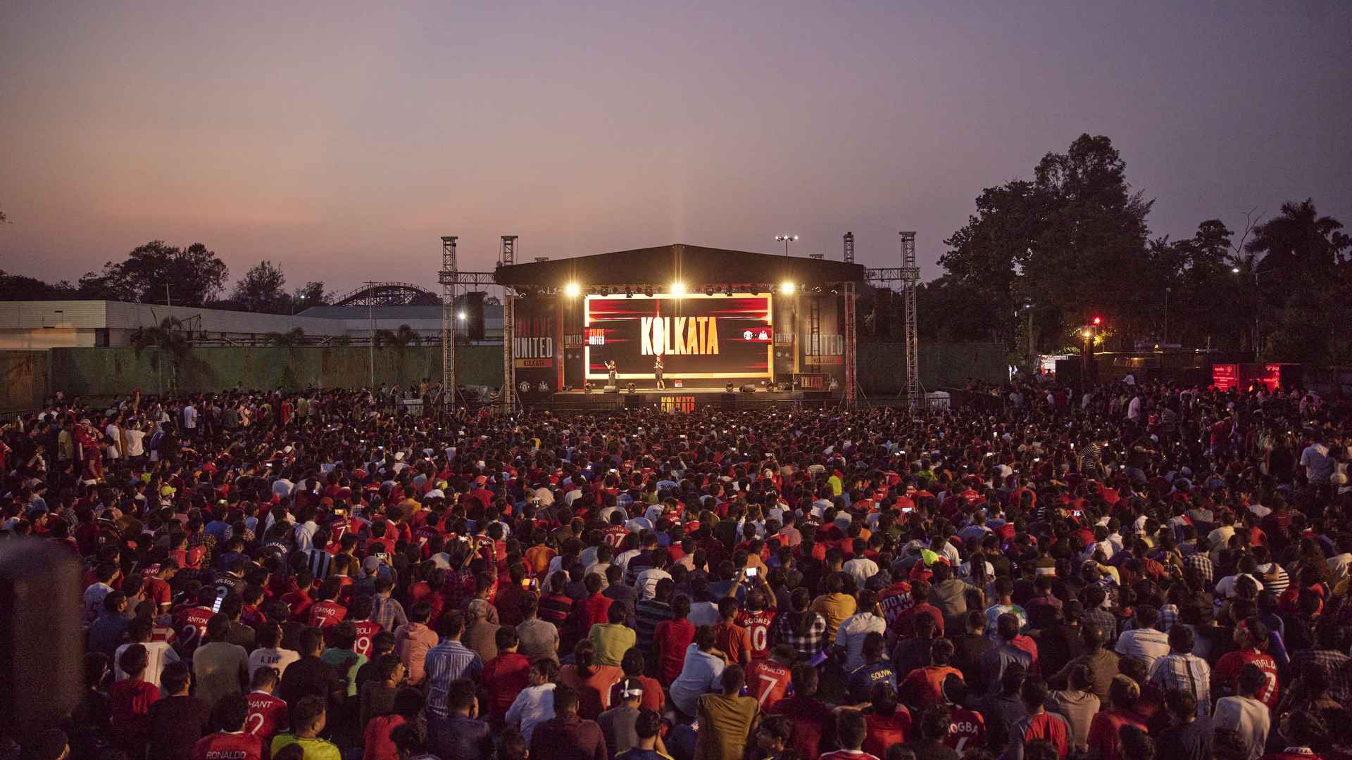 ILOVEUNITED Kolkata wrap as Man Utd host largest ever football ...