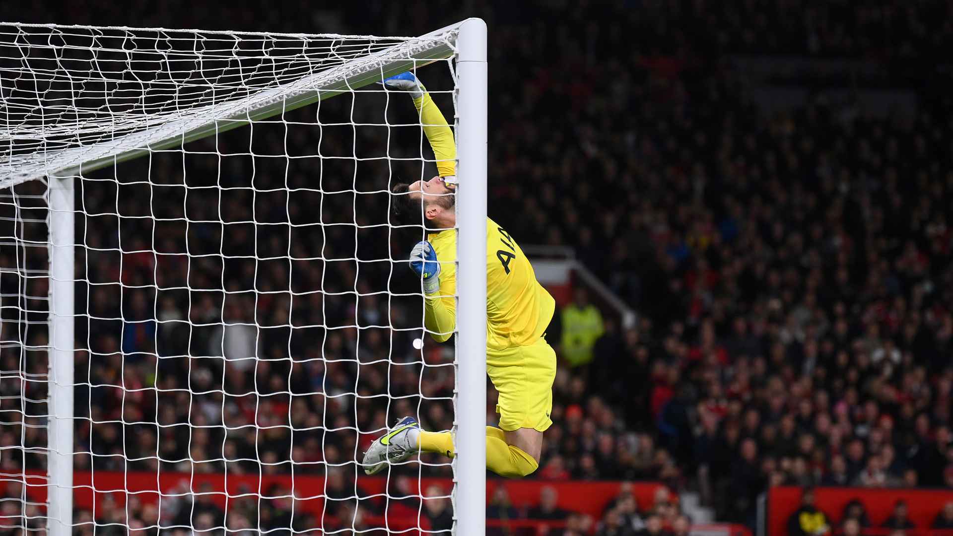 Six astonishing Hugo Lloris saves from Man Utd 2 Tottenham 0 ... Six astonishing Hugo Lloris saves from Man Utd 2 Tottenham 0 ...