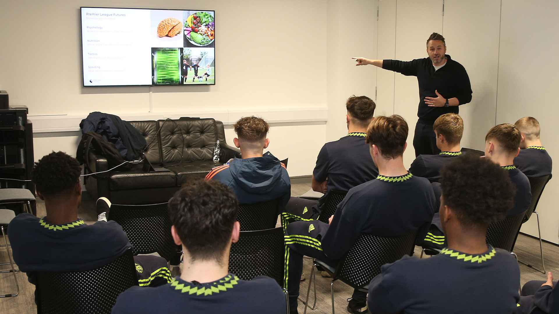 Man Utd Academy launches ‘A United Education’ programme | Manchester United